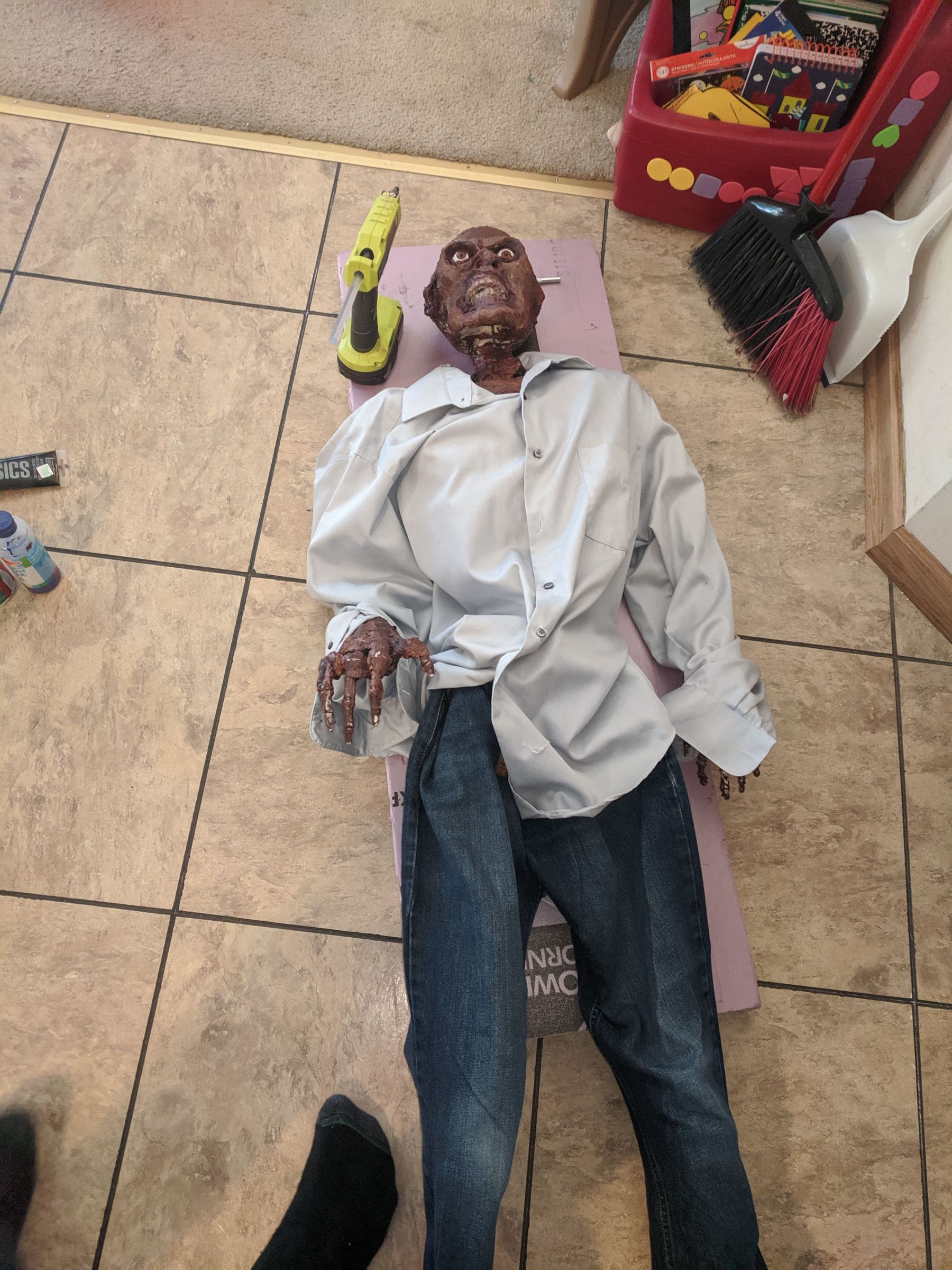 GhostBusters Zombie Taxi Driver : 7 Steps (with Pictures) - Instructables