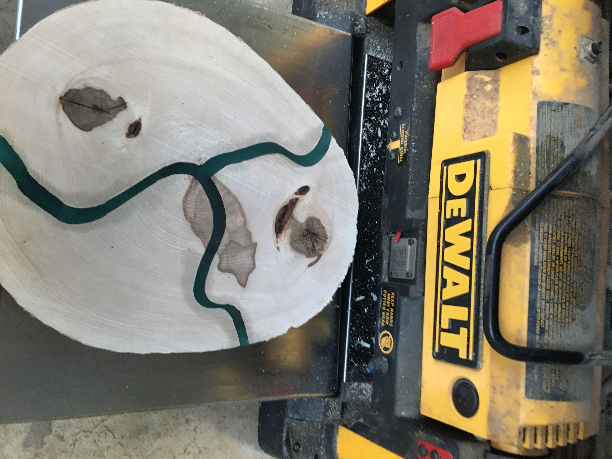 DIY Epoxy River Table : 9 Steps (with Pictures) - Instructables