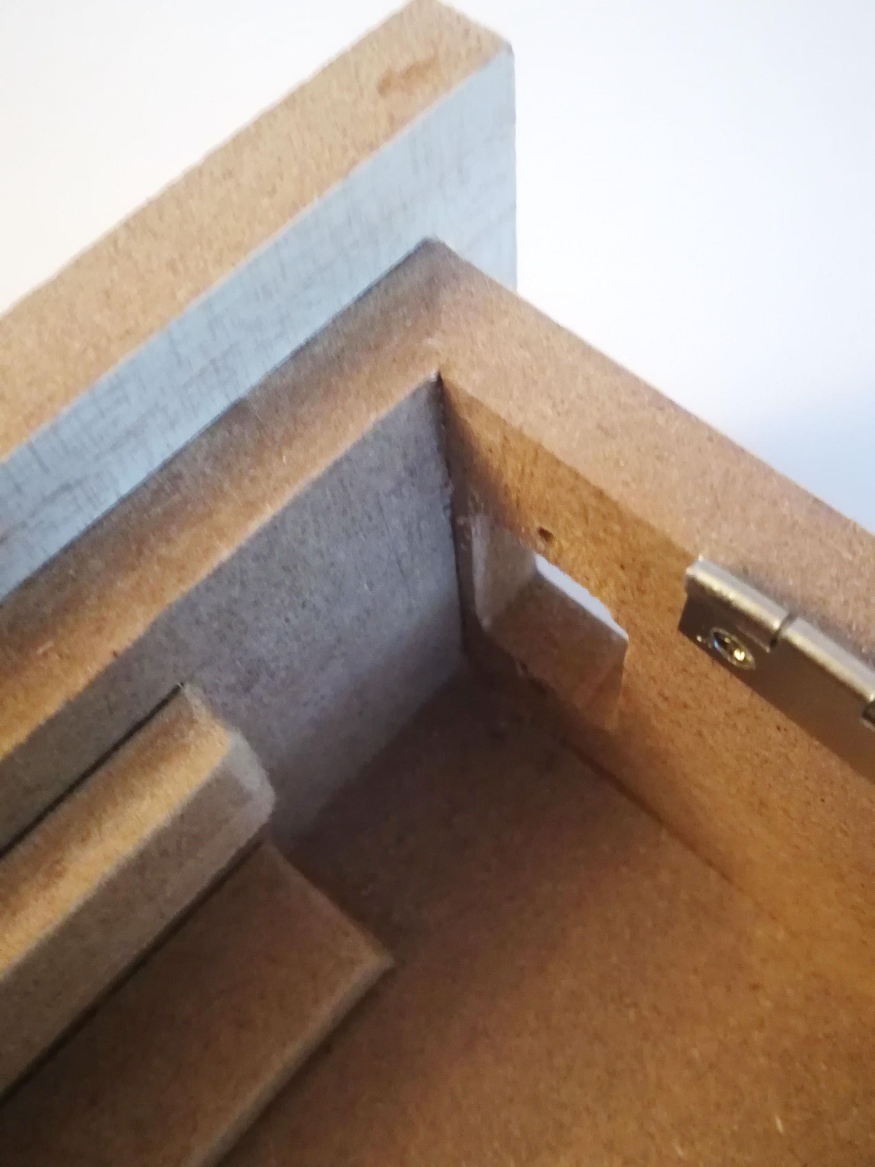 Useless Box With an Attitude : 8 Steps (with Pictures) - Instructables