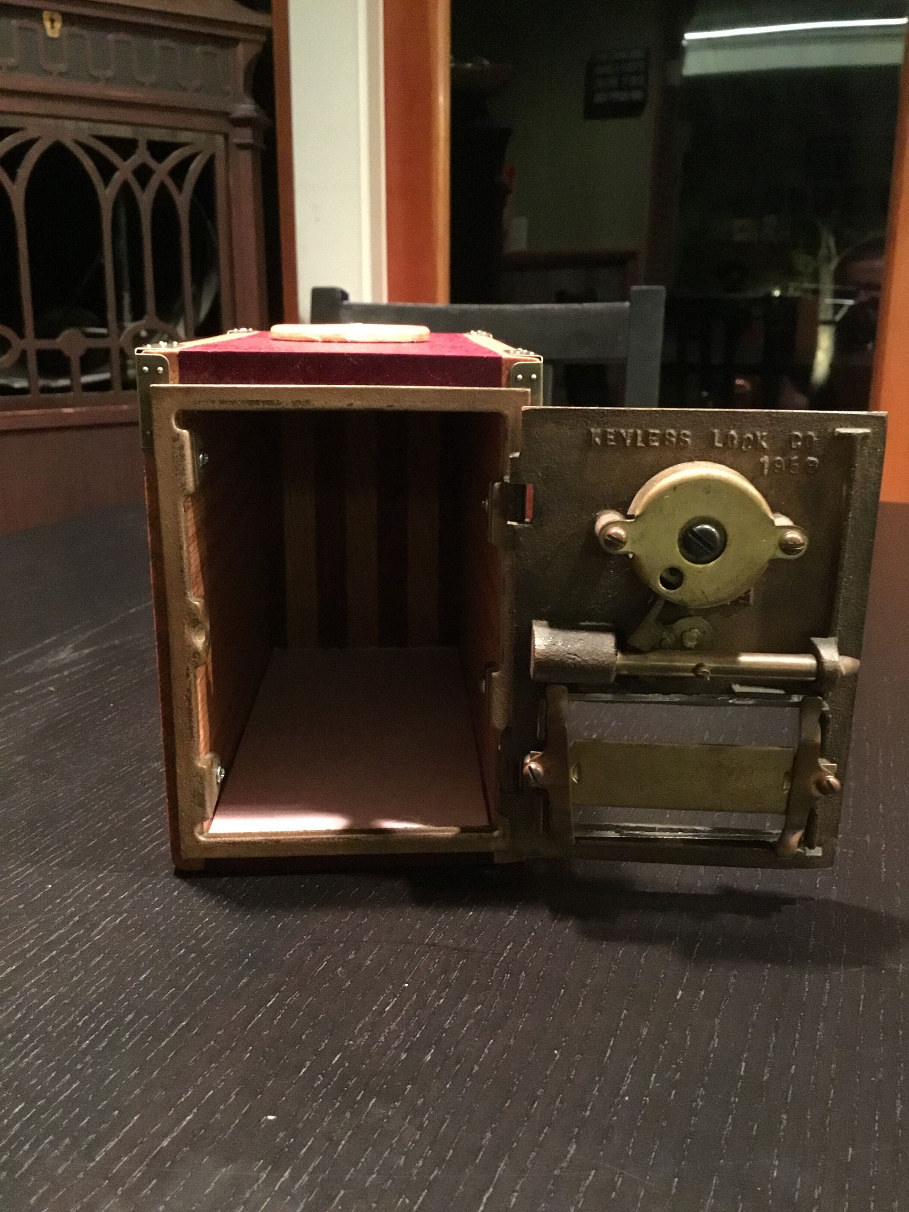 Post Office Box Piggy Bank/Safe. : 5 Steps (with Pictures) - Instructables