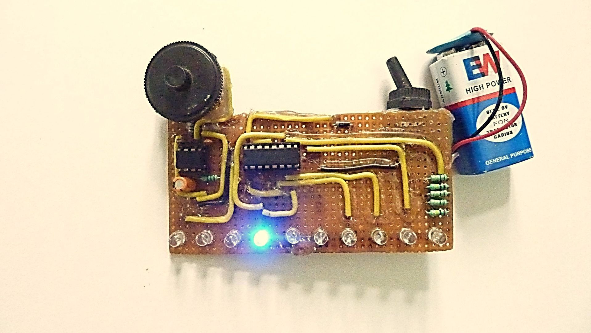 LED Chaser : 5 Steps (with Pictures) - Instructables