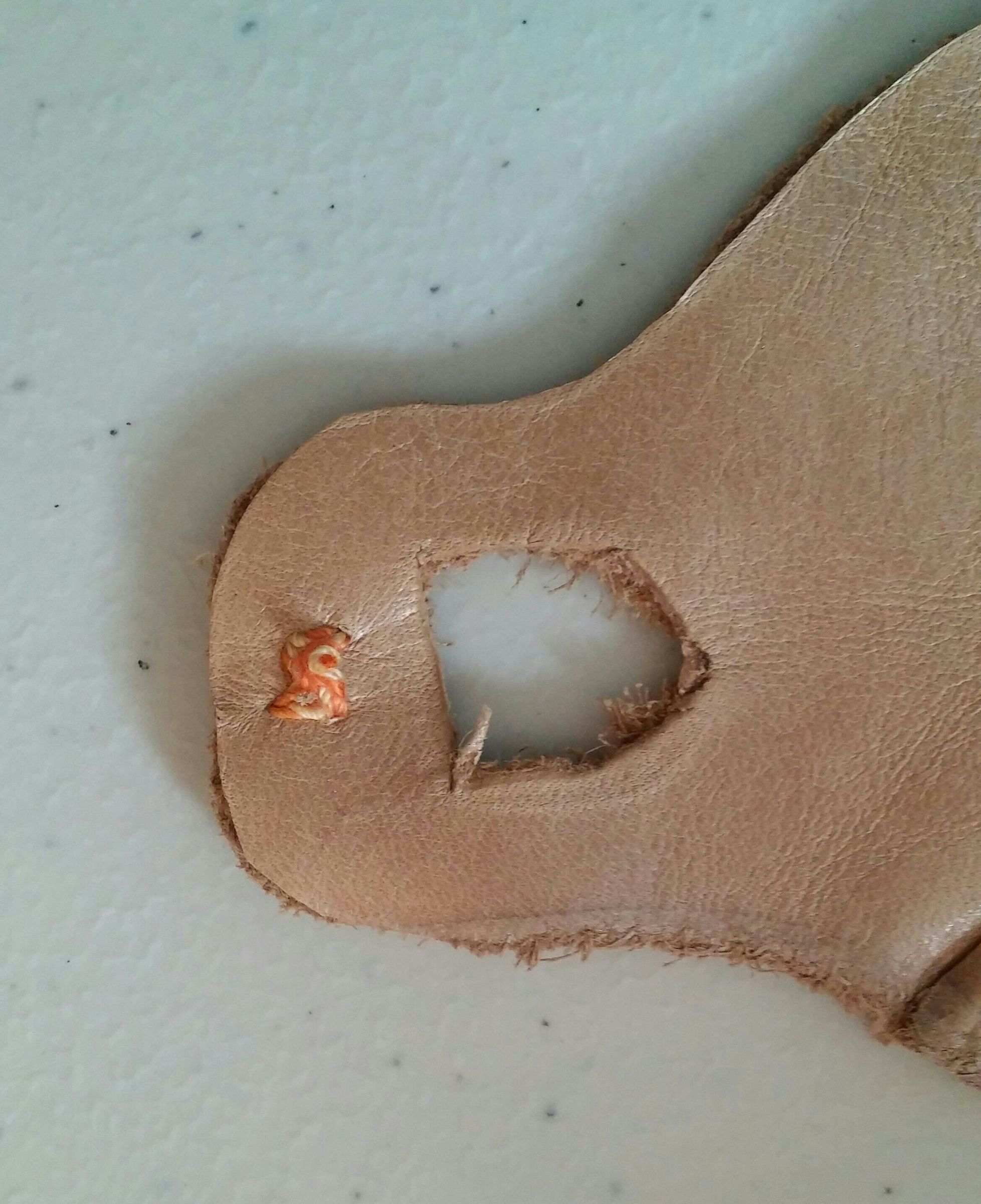 Archery Leather Armguard and Finger Tab : 8 Steps - Instructables