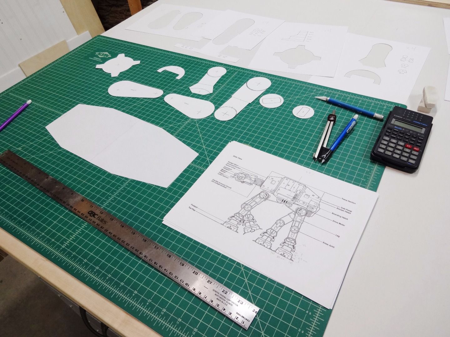 Wooden AT-AT Walker : 37 Steps (with Pictures) - Instructables