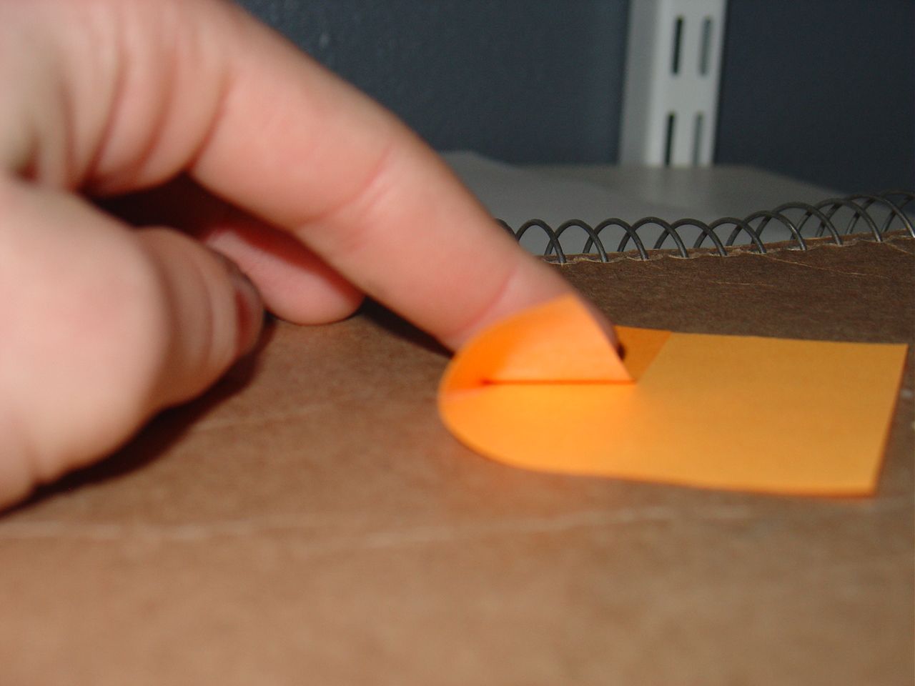 Pocket Post-It Plane : 6 Steps - Instructables
