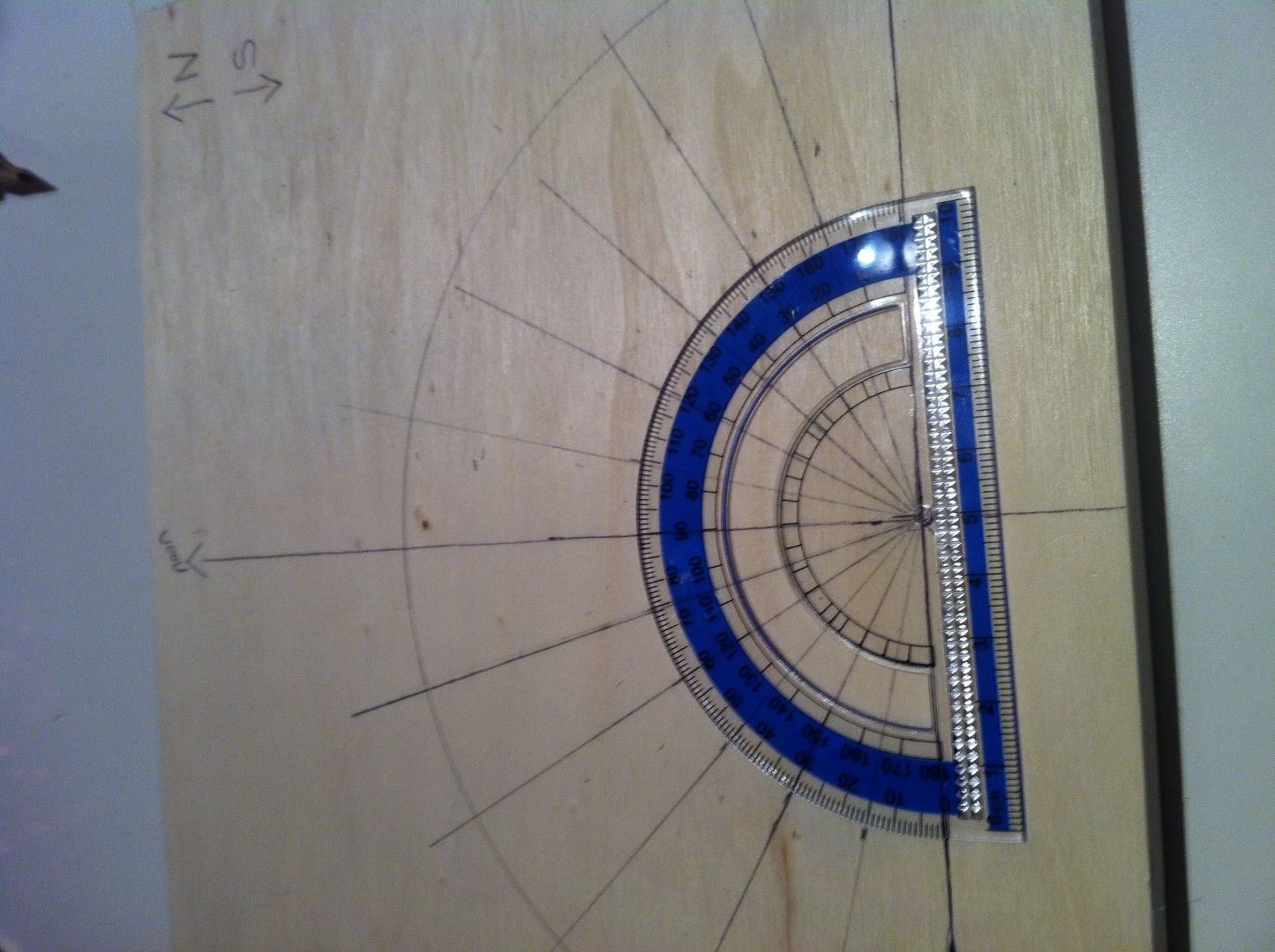 Horizontal Sundial : 7 Steps (with Pictures) - Instructables
