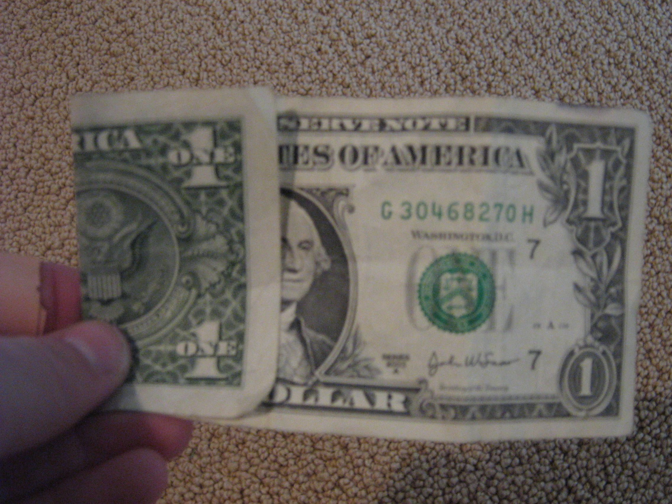 How to Tell If a Dollar Bill Is Real or Fake : 4 Steps - Instructables
