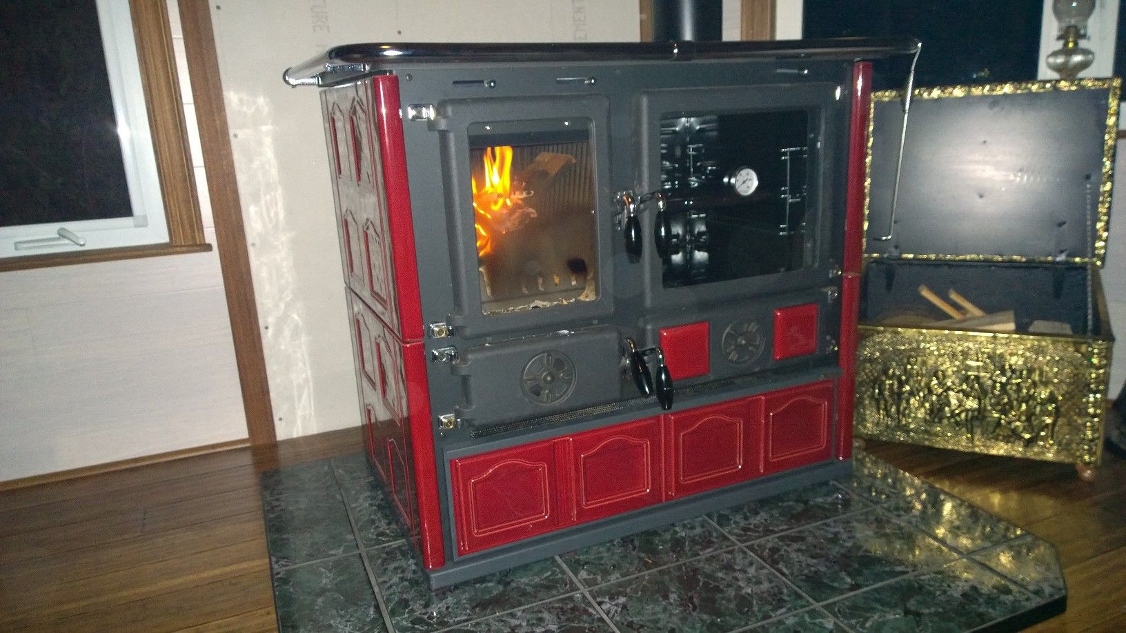 Cooking on a Wood Cook Stove : 6 Steps - Instructables