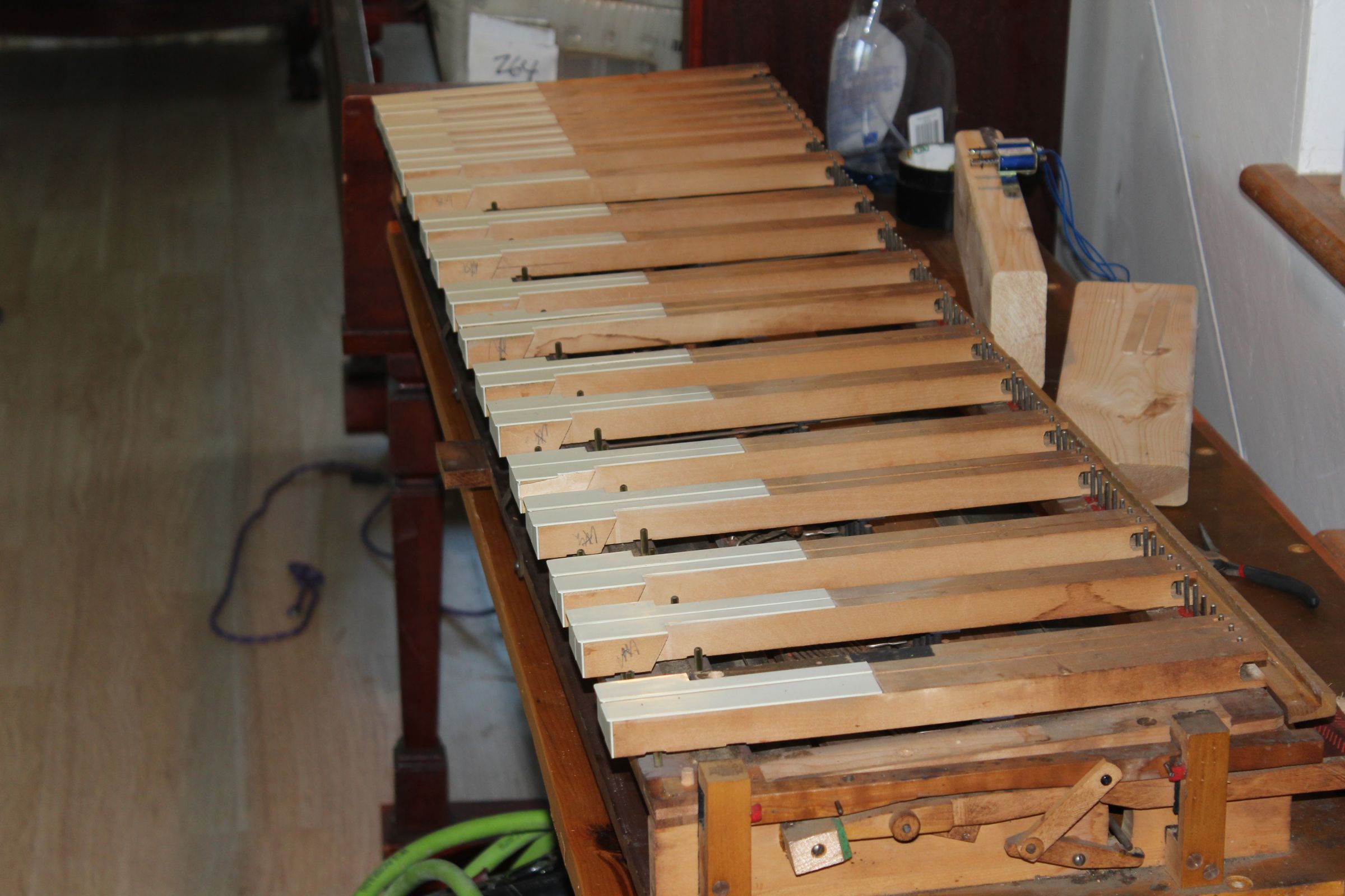 MIDI-Controlled 88 Key Reed Organ With MIDI-Over-Bluetooth : 21 Steps ...