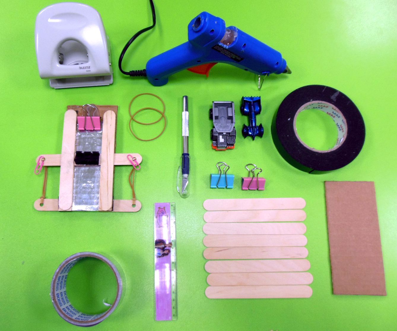 Cheap and Easy Catapult for Hot Wheels Style Toy Cars : 17 Steps (with ...