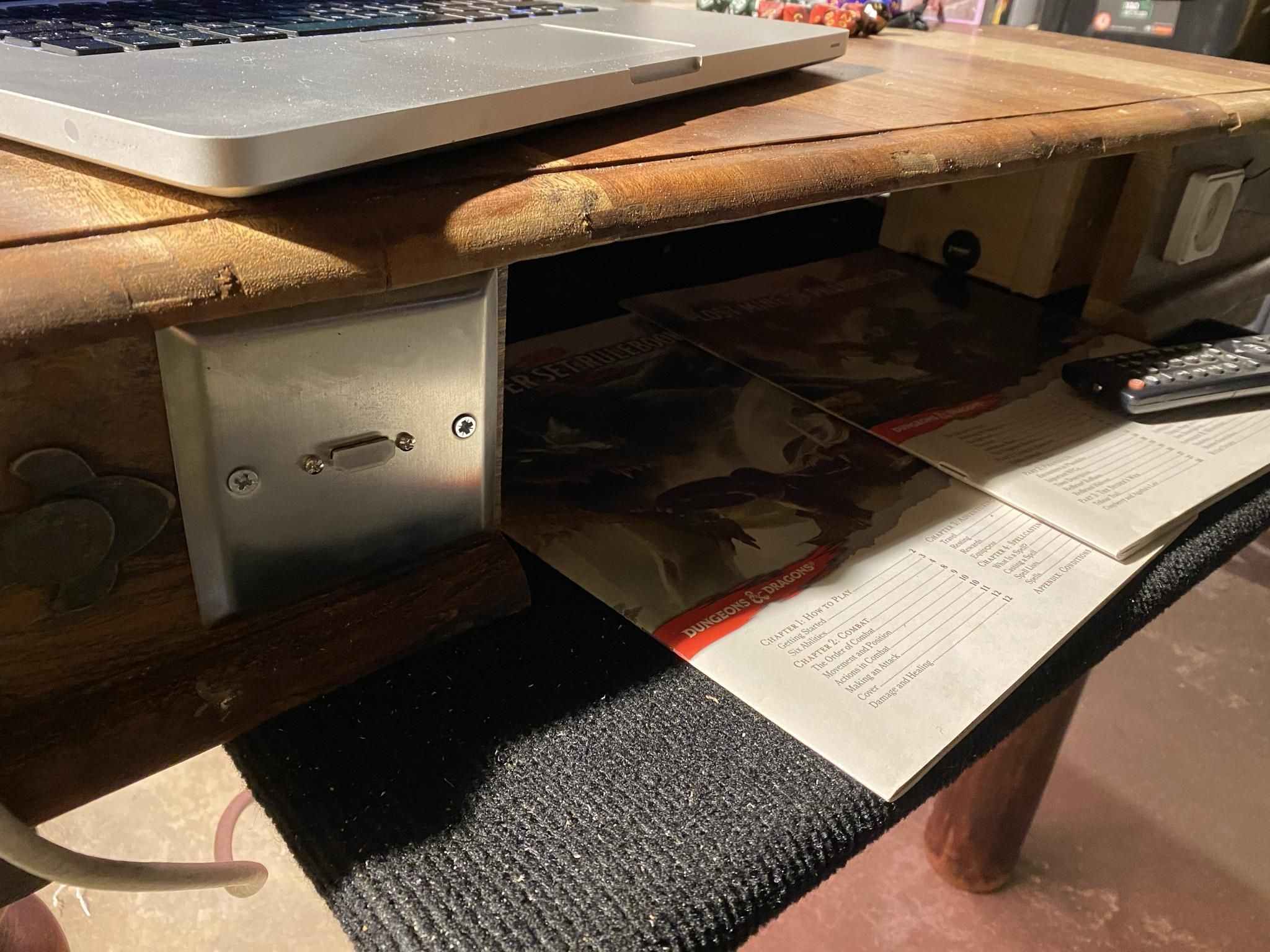 The Ultimate D&D Tabel : 9 Steps (with Pictures) - Instructables