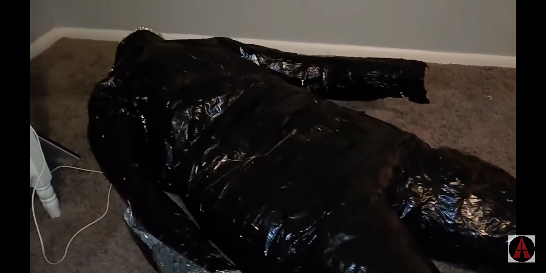 How to Make a Duct Tape Mannequin/Dummy : 7 Steps - Instructables