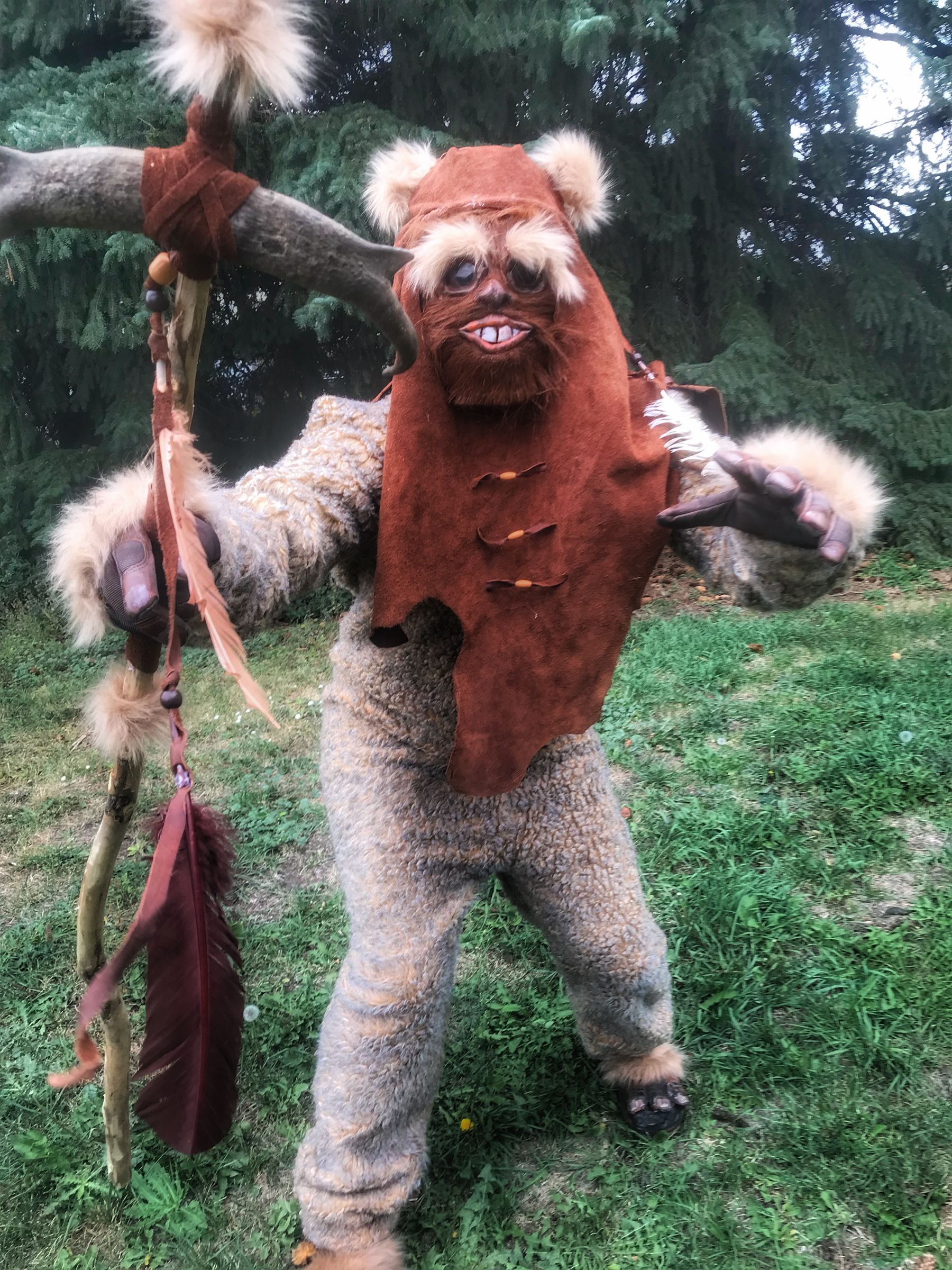Adult Ewok Costume - Wicket : 5 Steps (with Pictures) - Instructables