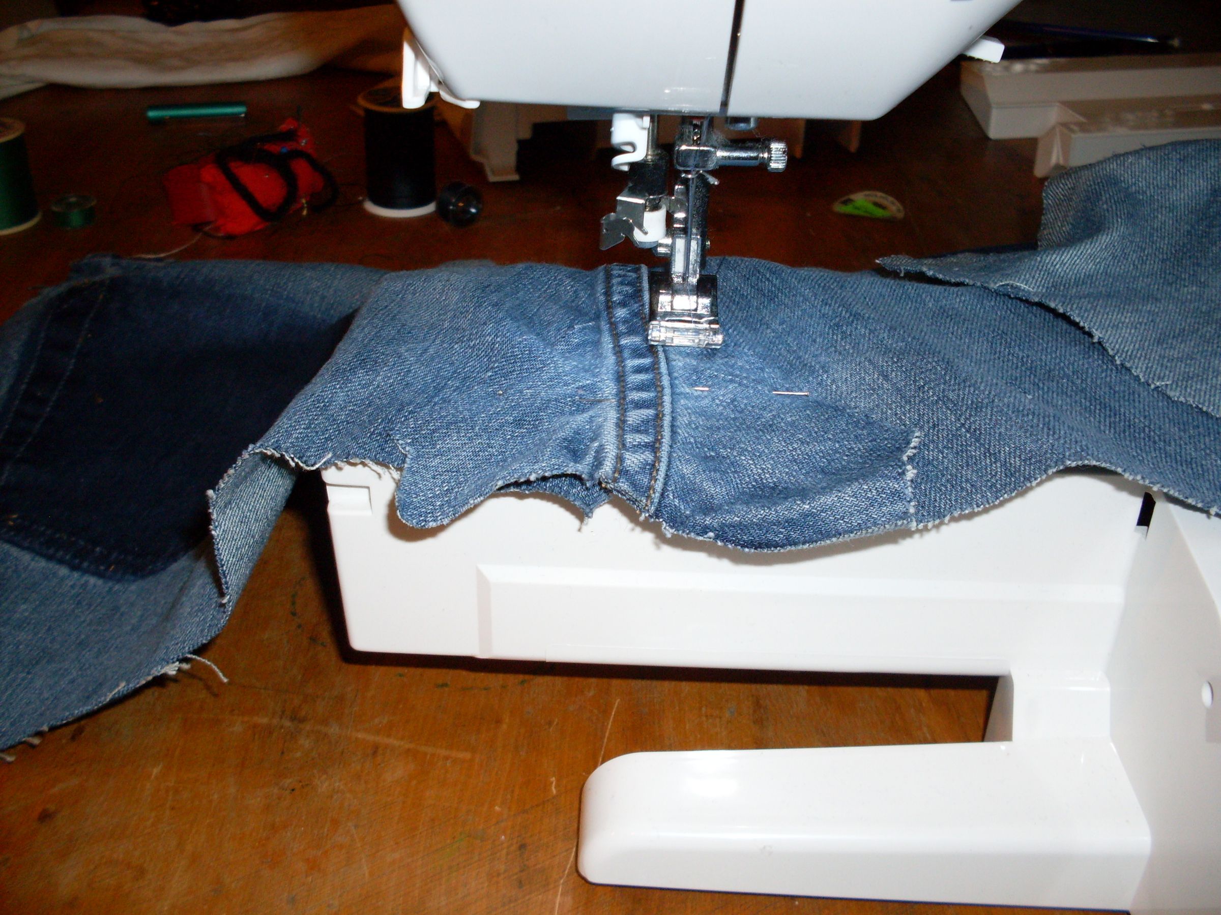 Jeans Apron : 10 Steps (with Pictures) - Instructables