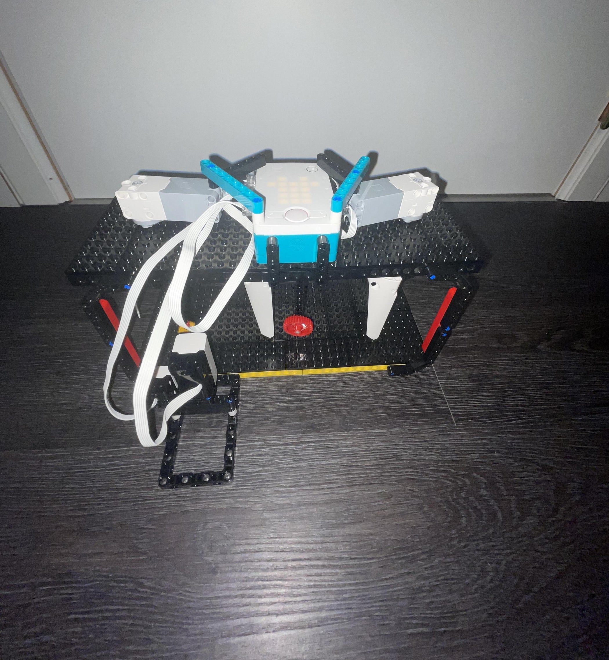 Secure-Vestiare-1.0 (Mindstorms 51515 Python) : 6 Steps - Instructables