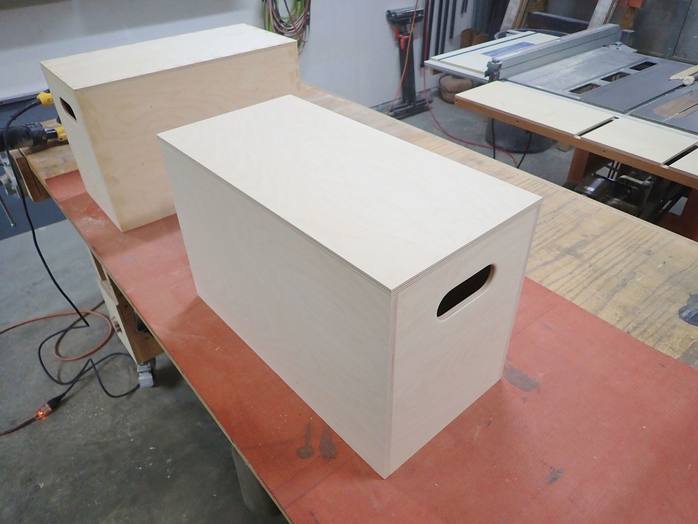 How to Make a Custom Sewing Machine Case : 18 Steps (with Pictures ...