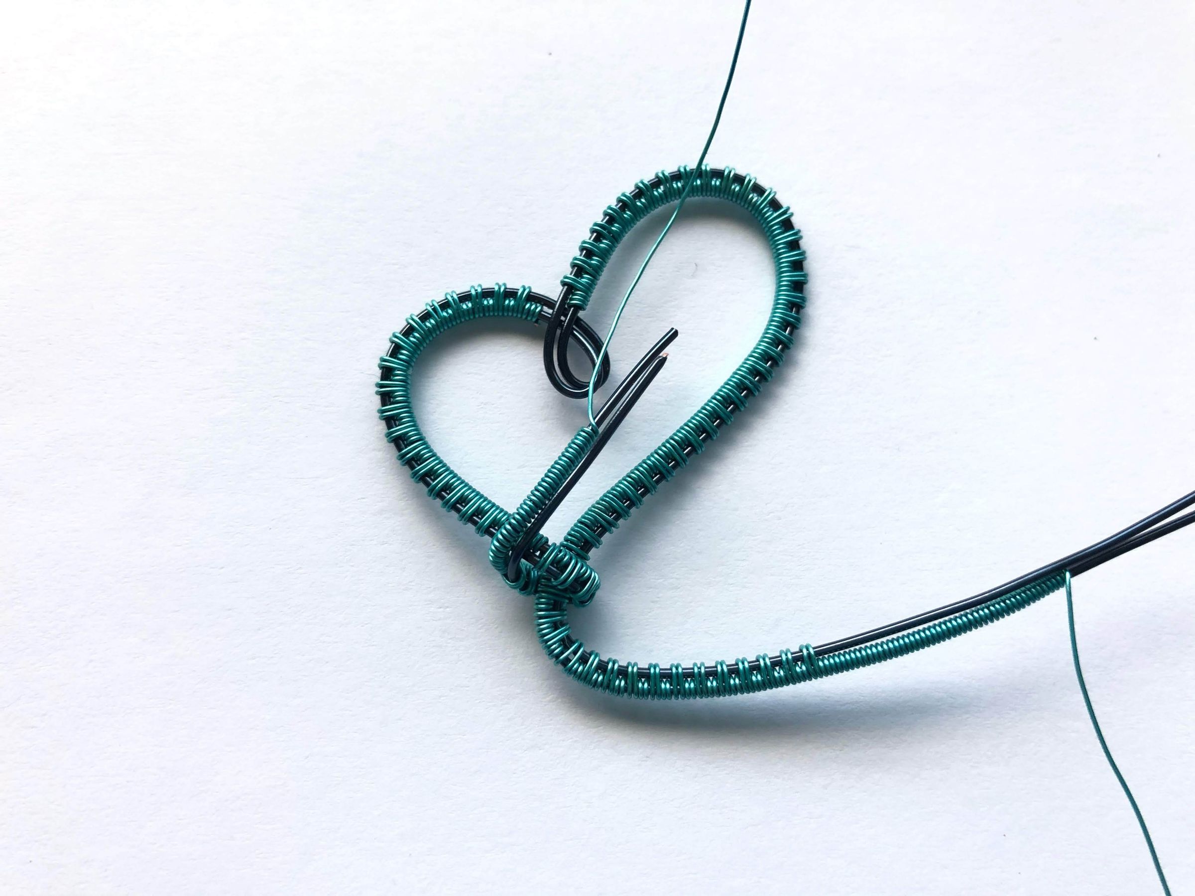 Woven Wire Hearts : 17 Steps (with Pictures) - Instructables
