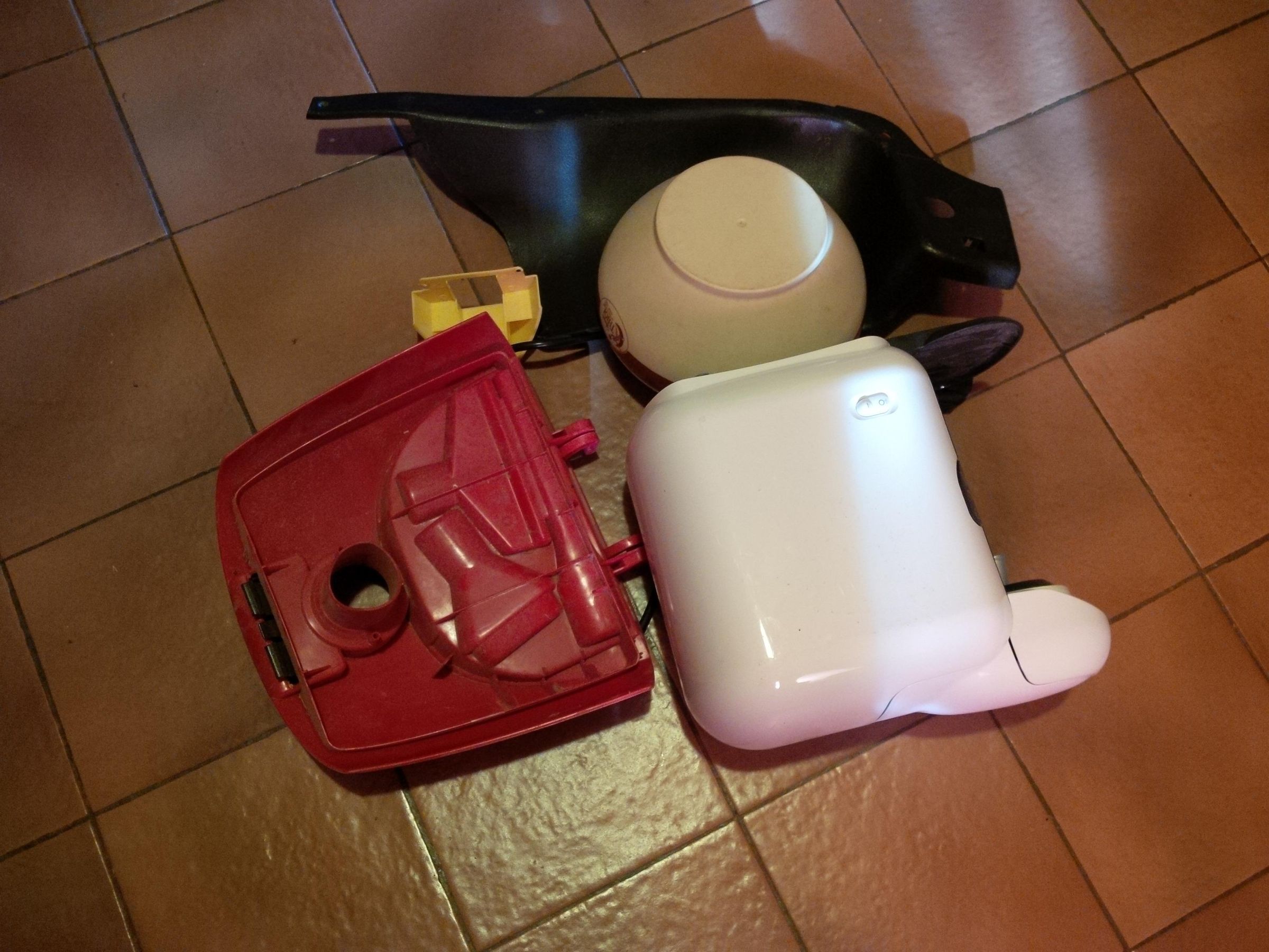 Recycle Plastic Into 3D Printer Filament at Home : 9 Steps (with ...