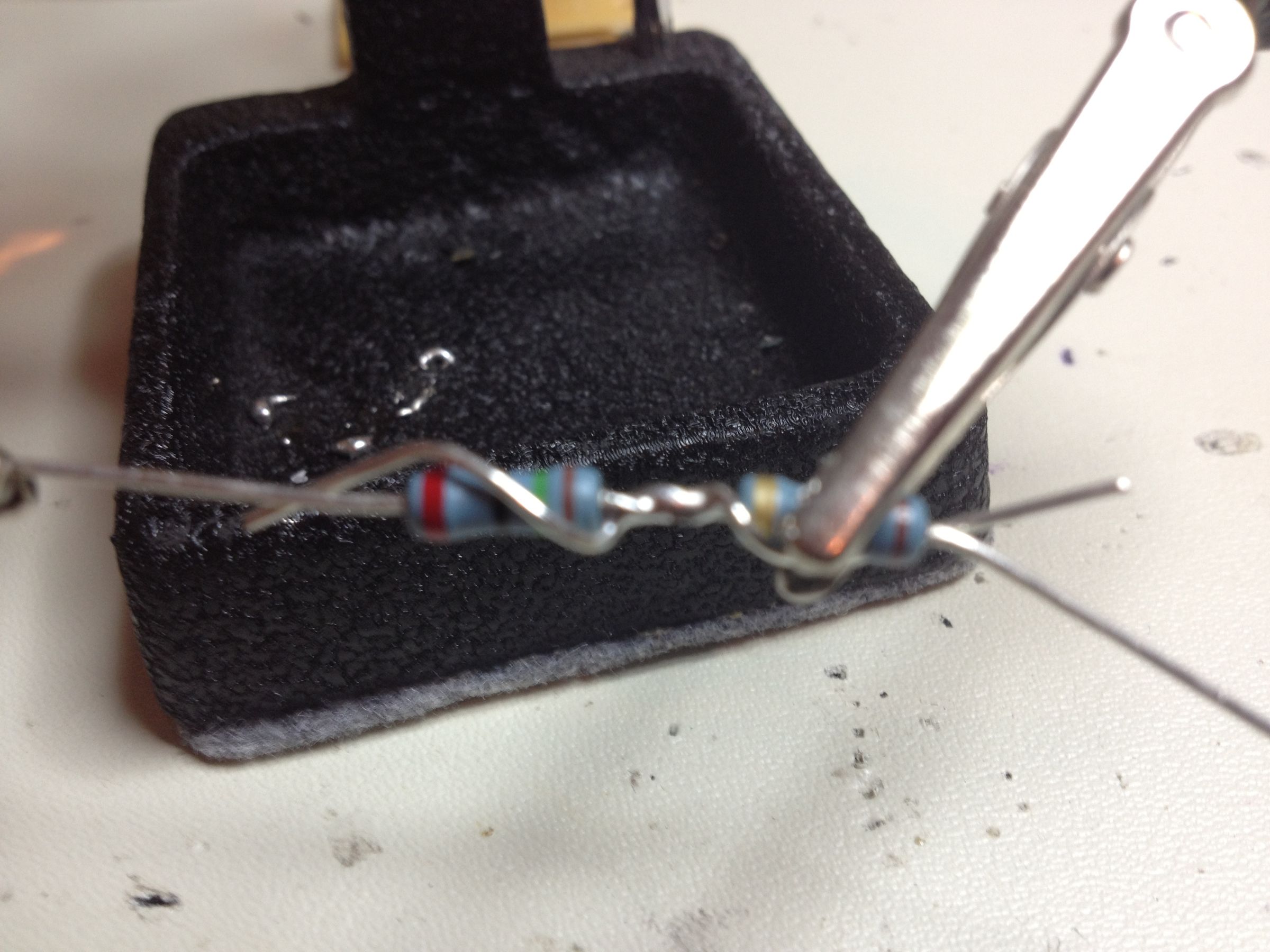 Binary Resistance Decade Box : 6 Steps (with Pictures) - Instructables