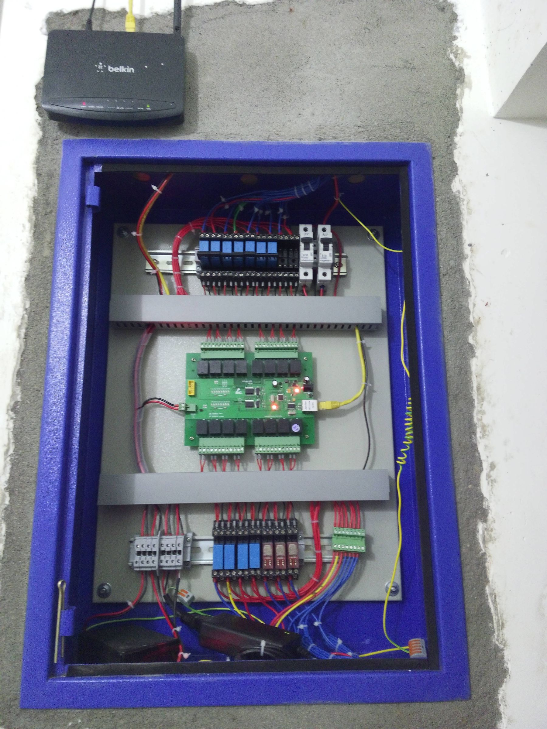 The Complete Smart Home : 9 Steps - Instructables