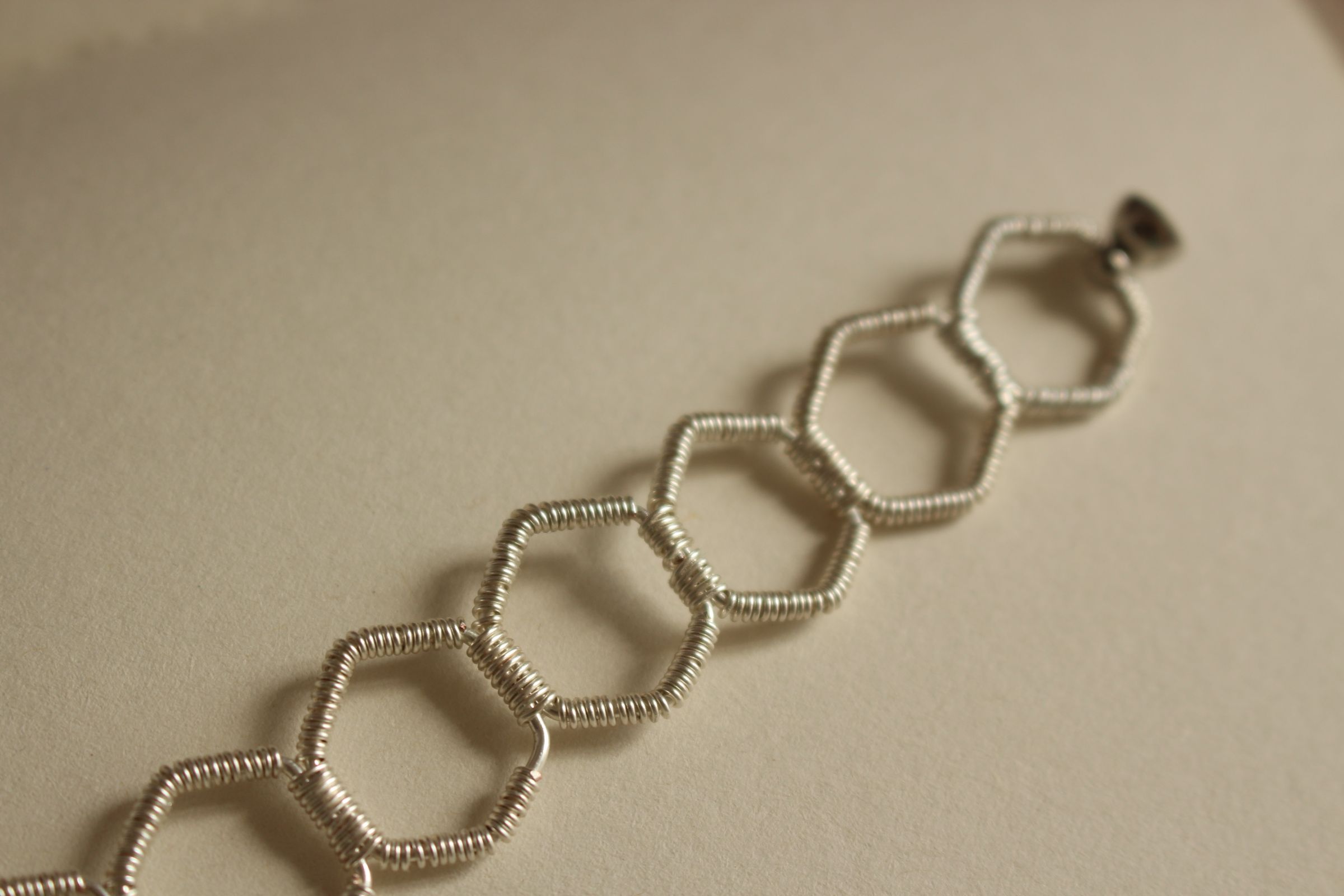 Hexagon Bracelet : 12 Steps (with Pictures) - Instructables