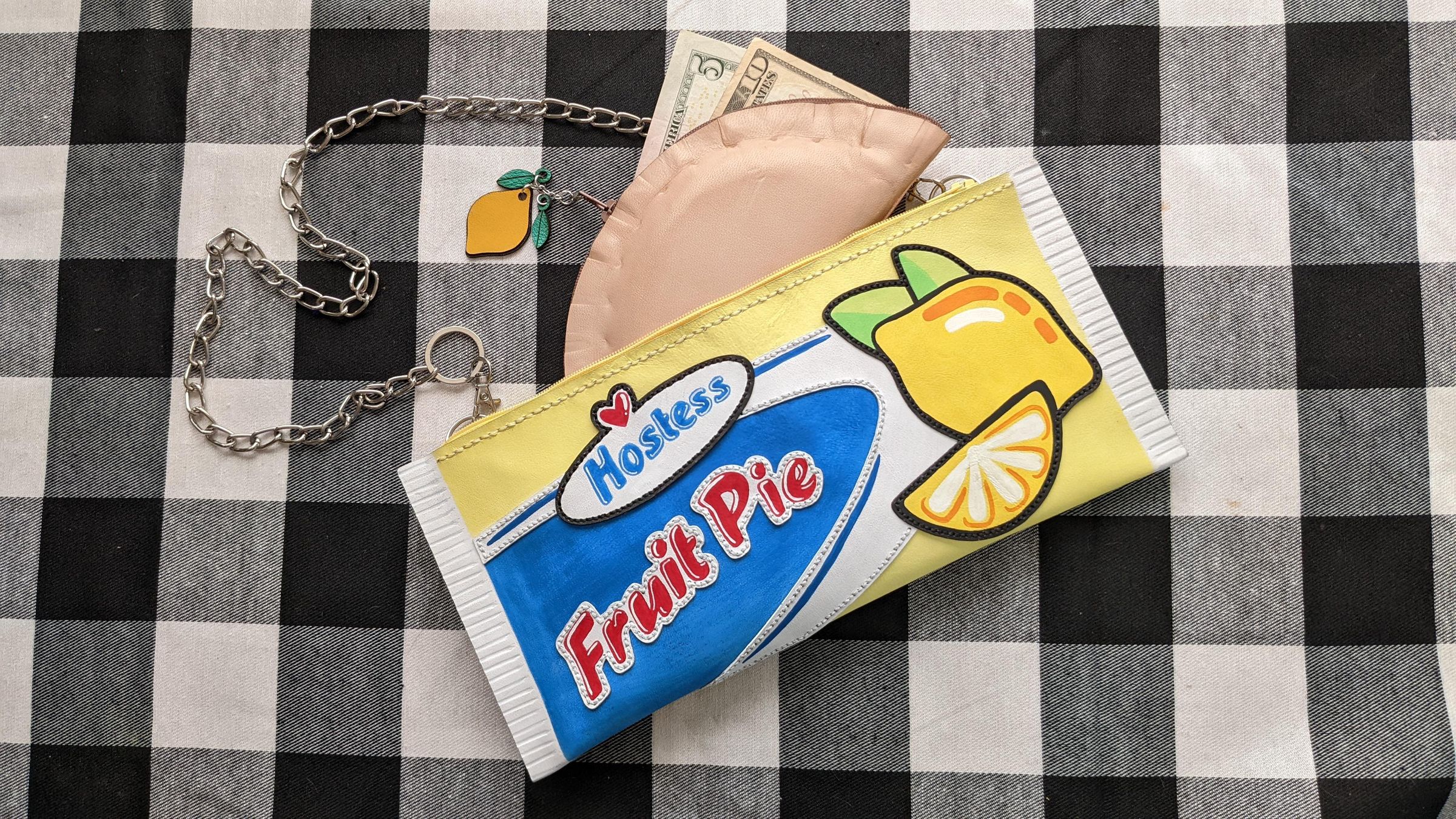 Fried Pie Purse and Wallet : 16 Steps (with Pictures) - Instructables