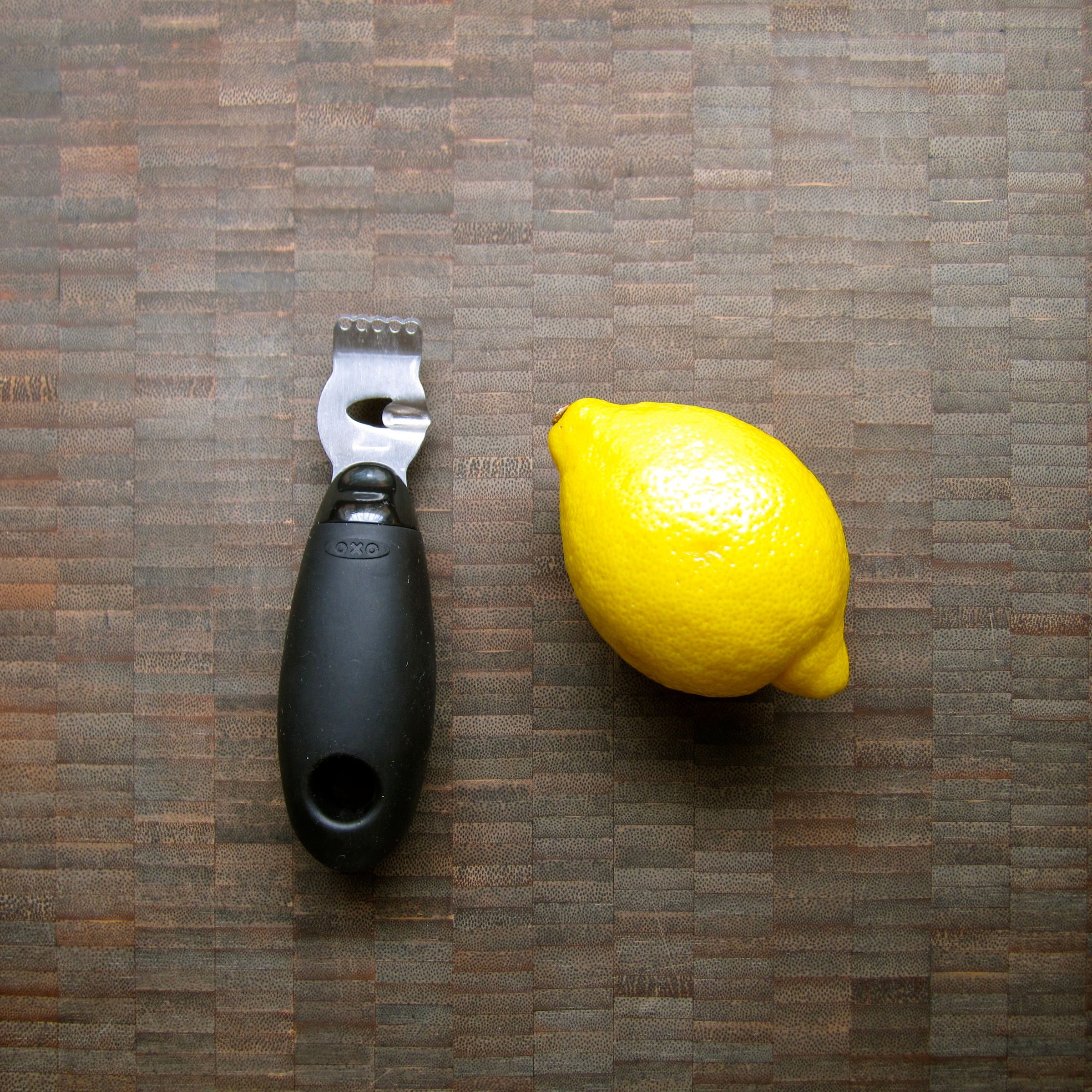 How to Zest a Lemon : 4 Steps (with Pictures) - Instructables