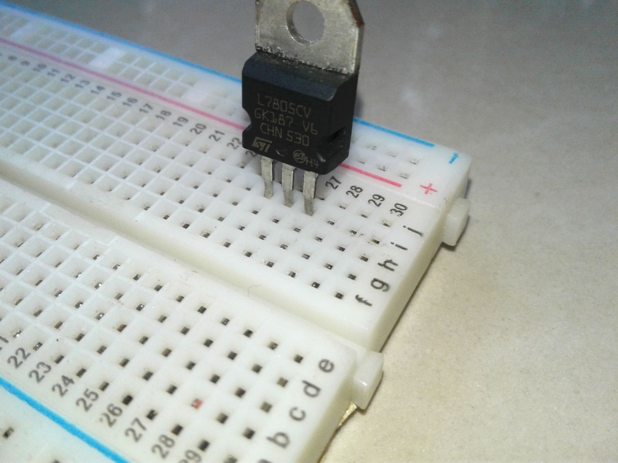 BCD Counter Using Discrete TRANSISTORS : 16 Steps - Instructables