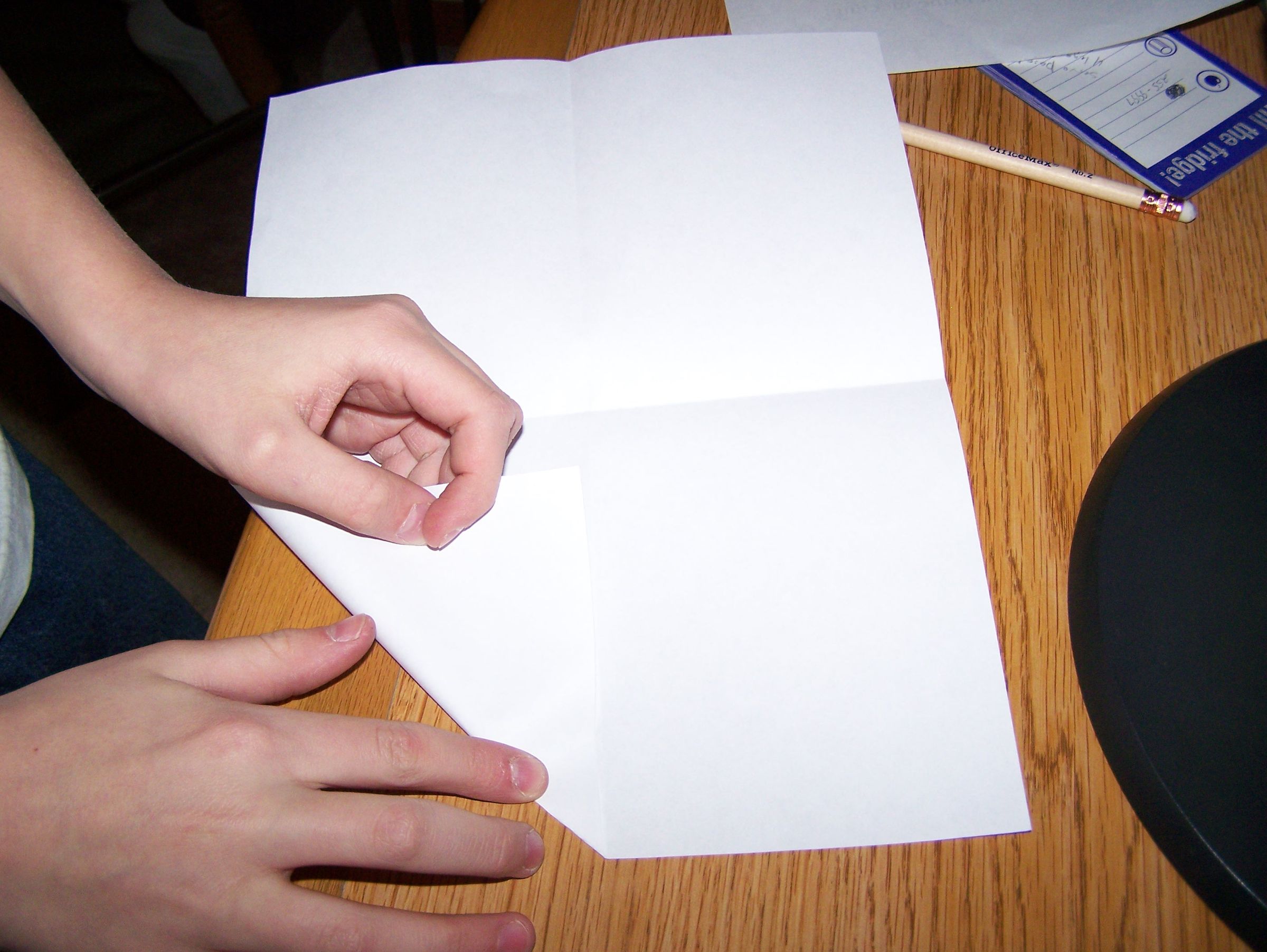 Make Your Own Paper Tiara : 14 Steps - Instructables