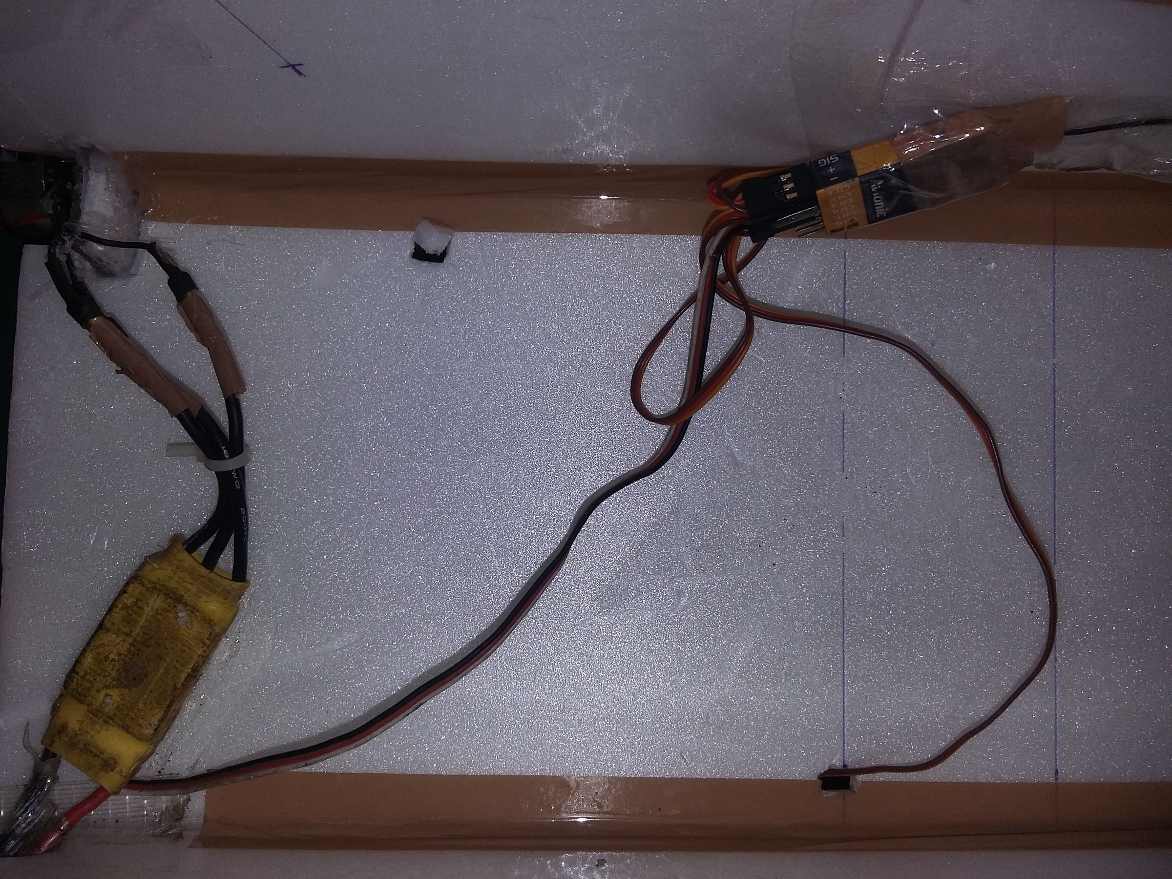RC. Delta. Looks Like Space Craft : 20 Steps (with Pictures ...