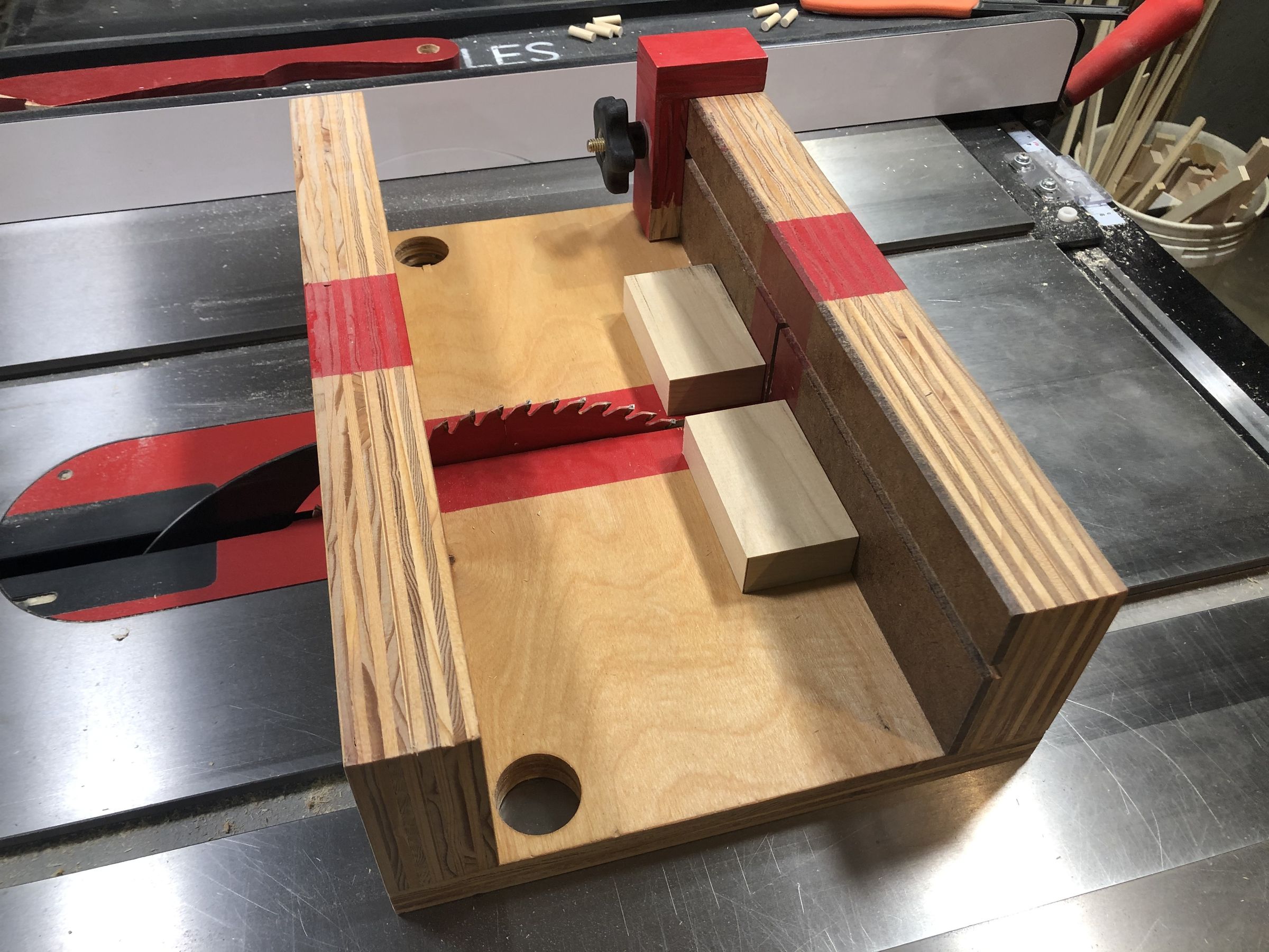 Wooden Adjustable Height Monitor Stand : 8 Steps (with Pictures ...