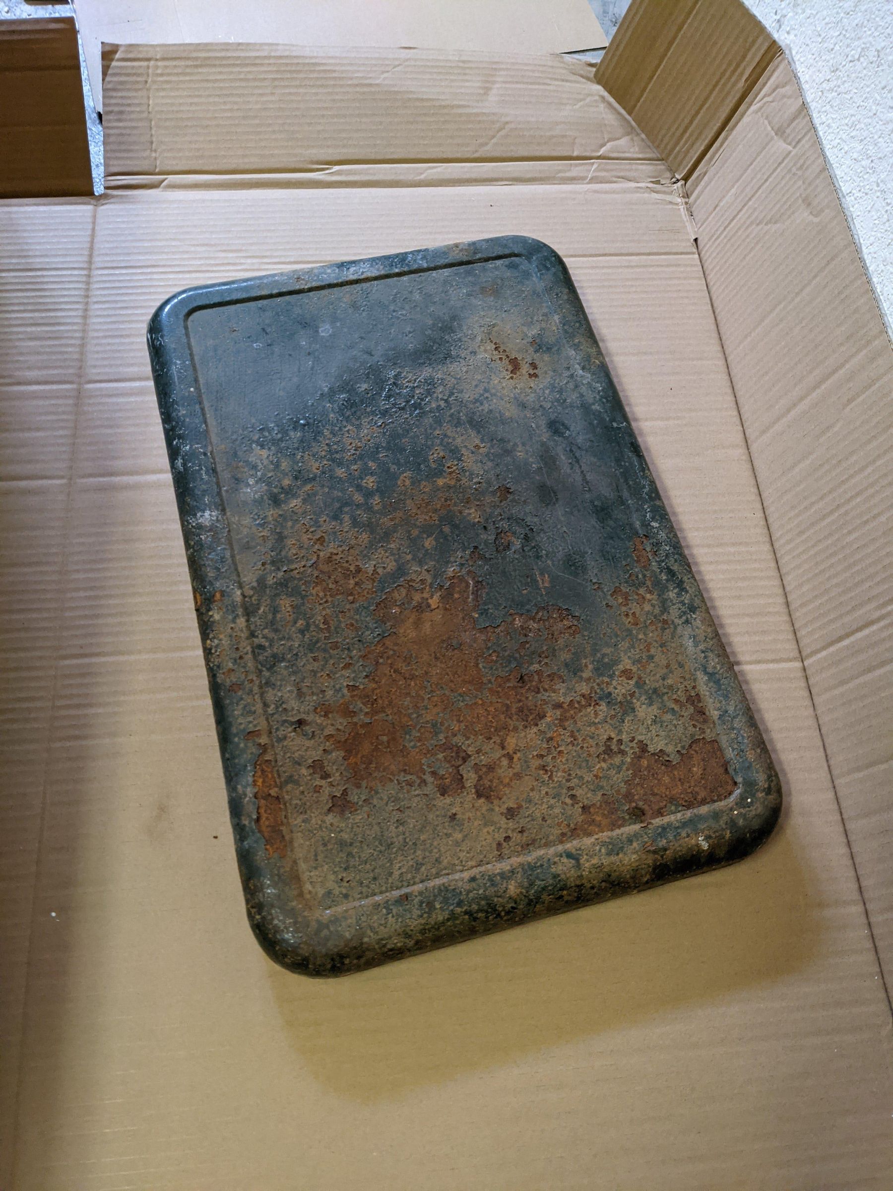 Classic Cooler Salvaged From Dumpster & Restored! : 7 Steps (with ...