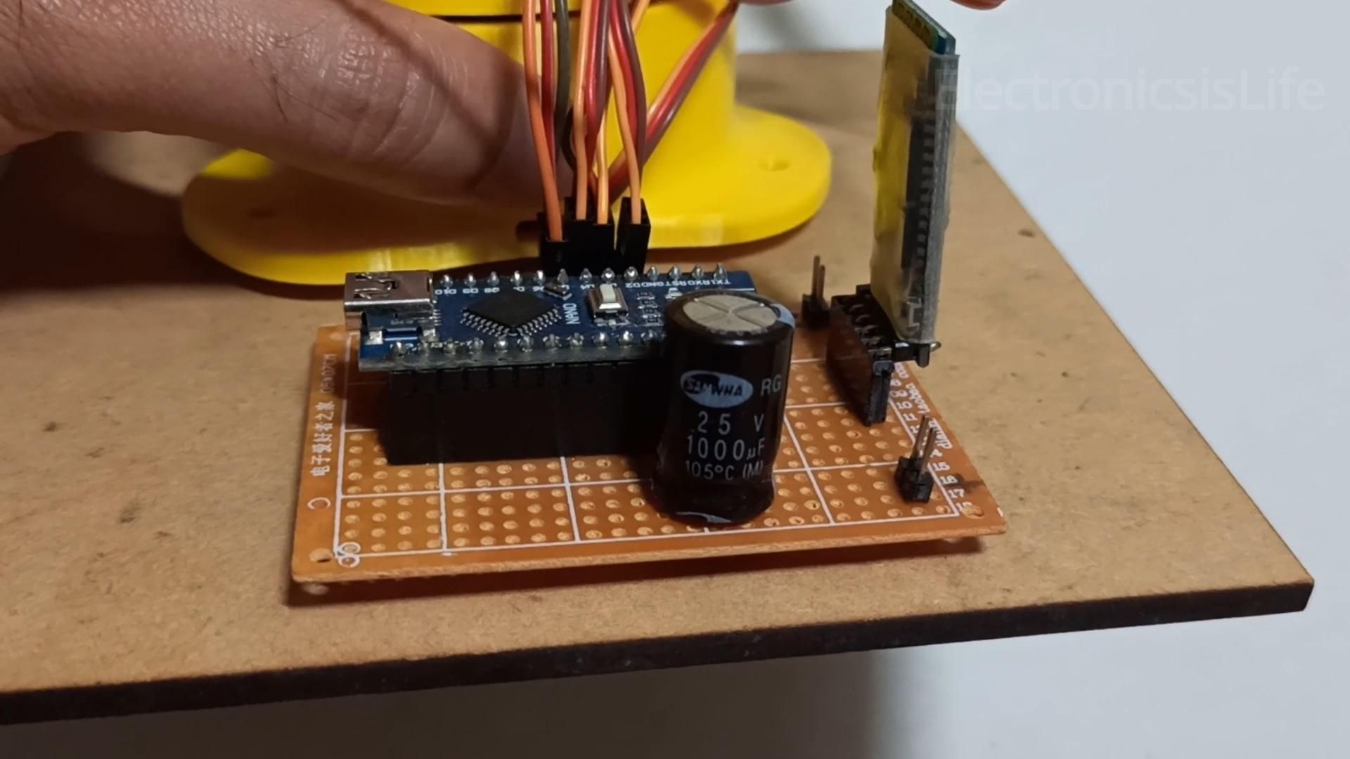 DIY | Smartphone (Bluetooth) Controlled Robot Arm Using Arduino | HC-05 ...