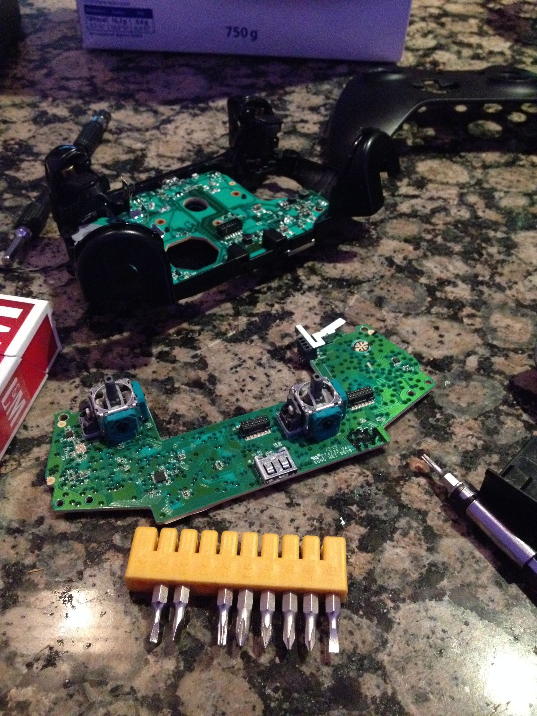 Xbox One Controller - Thumbstick Fix Without Replacing the Module : 4 Steps - Instructables