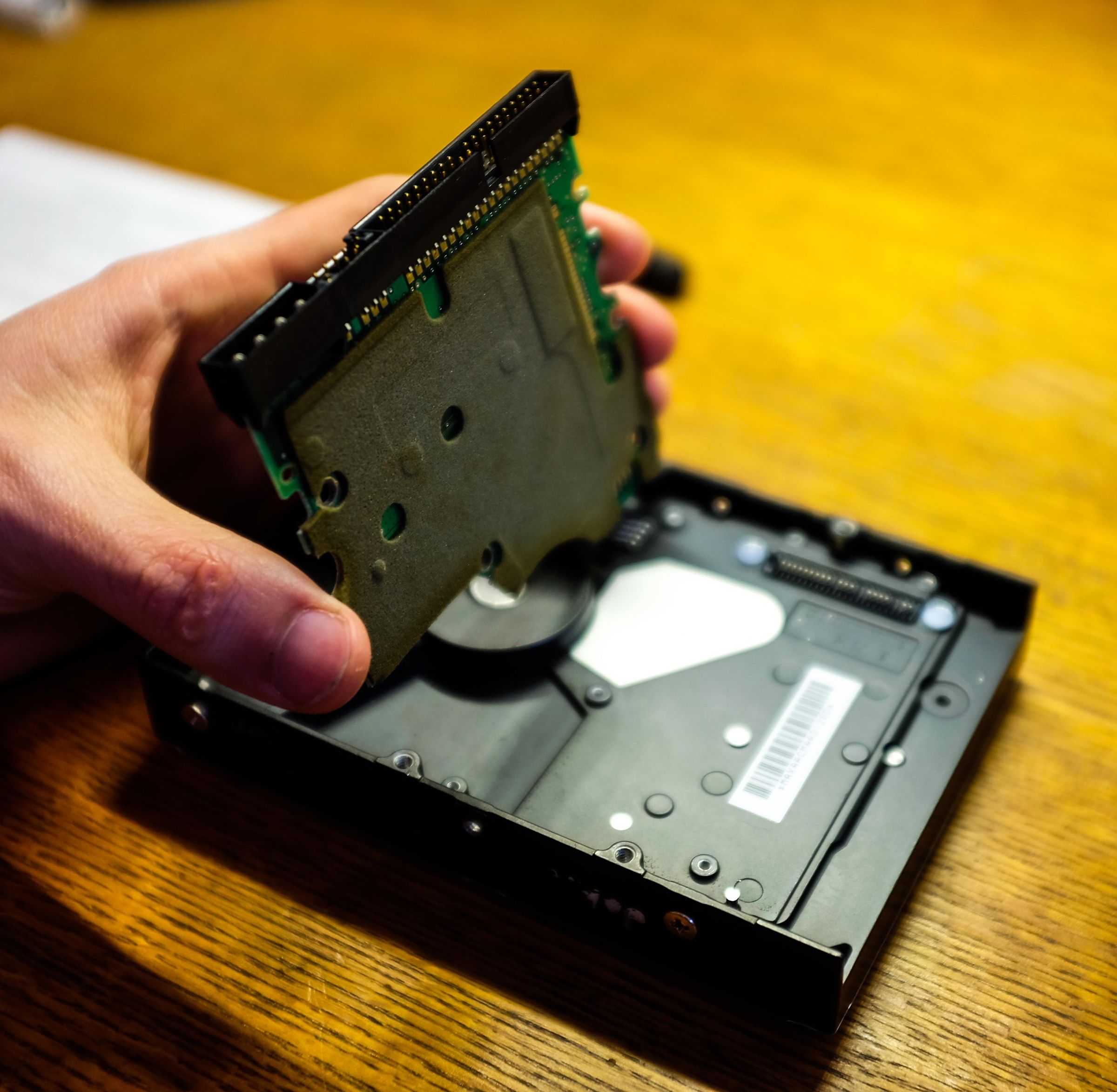 Successful Hard Drive Controller Replacement : 6 Steps - Instructables