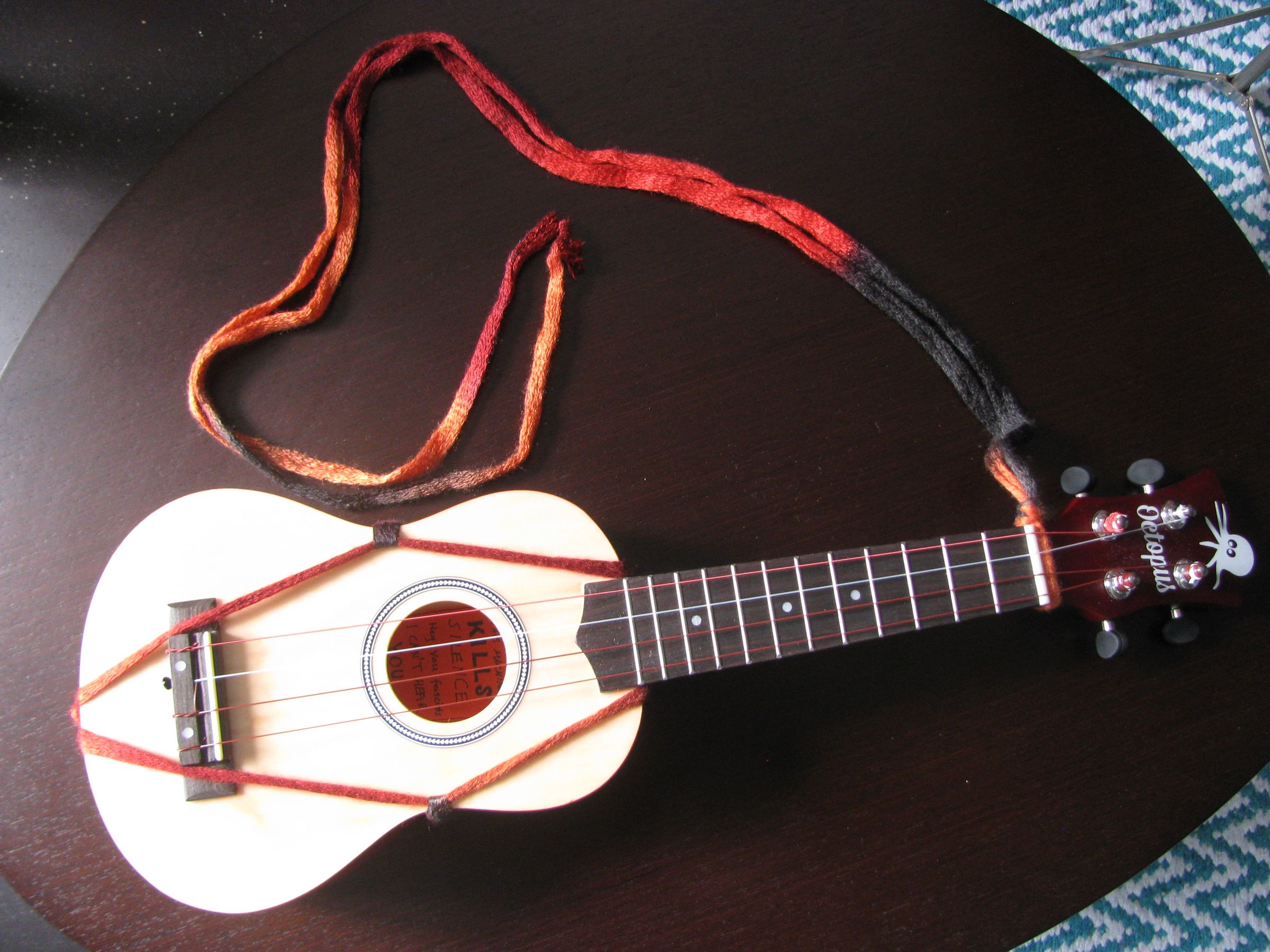 Cat's Cradle Ukulele Strap : 13 Steps - Instructables