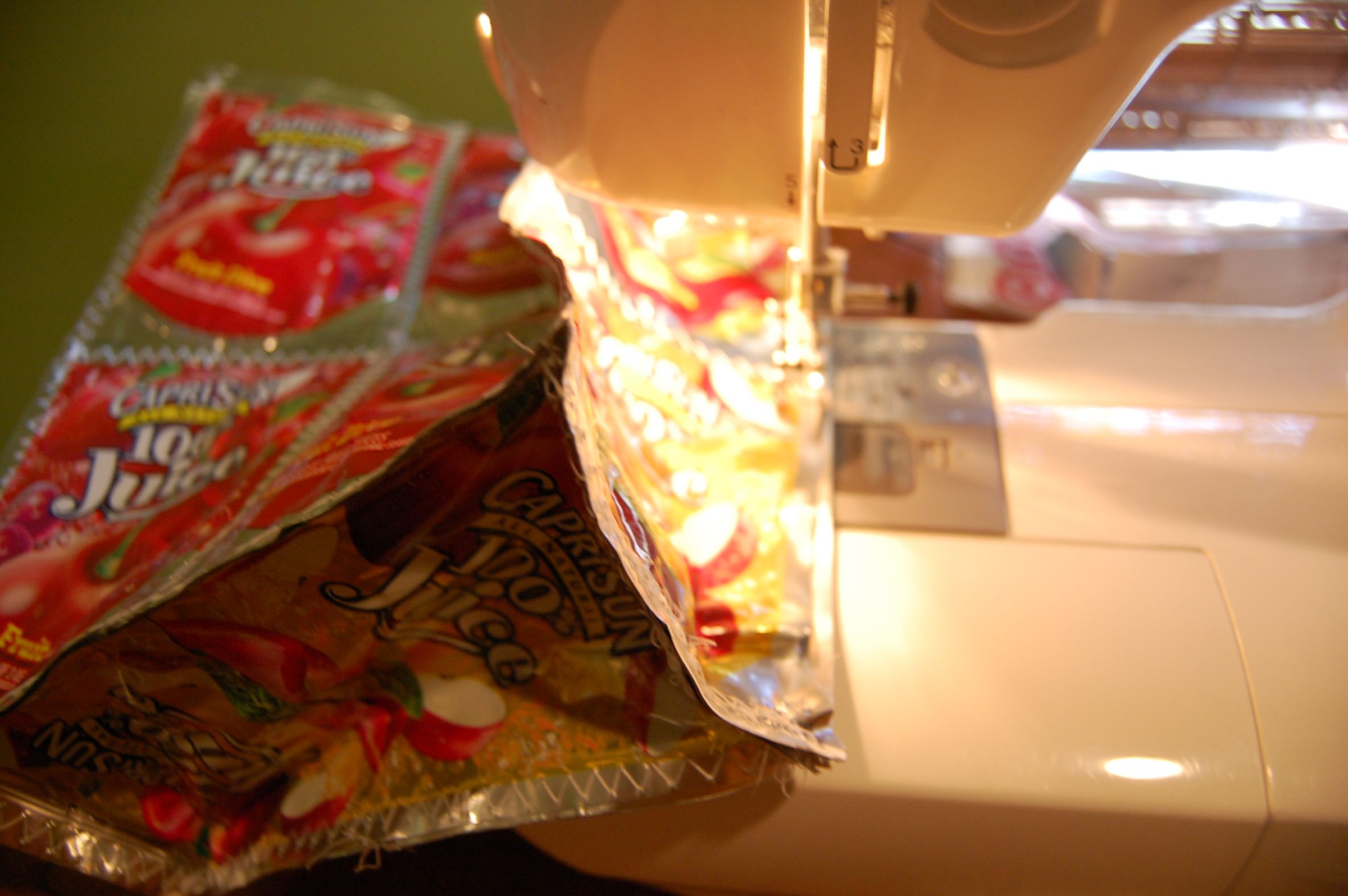 Recycled Juice Pouch Lunch Bag : 5 Steps (with Pictures) - Instructables