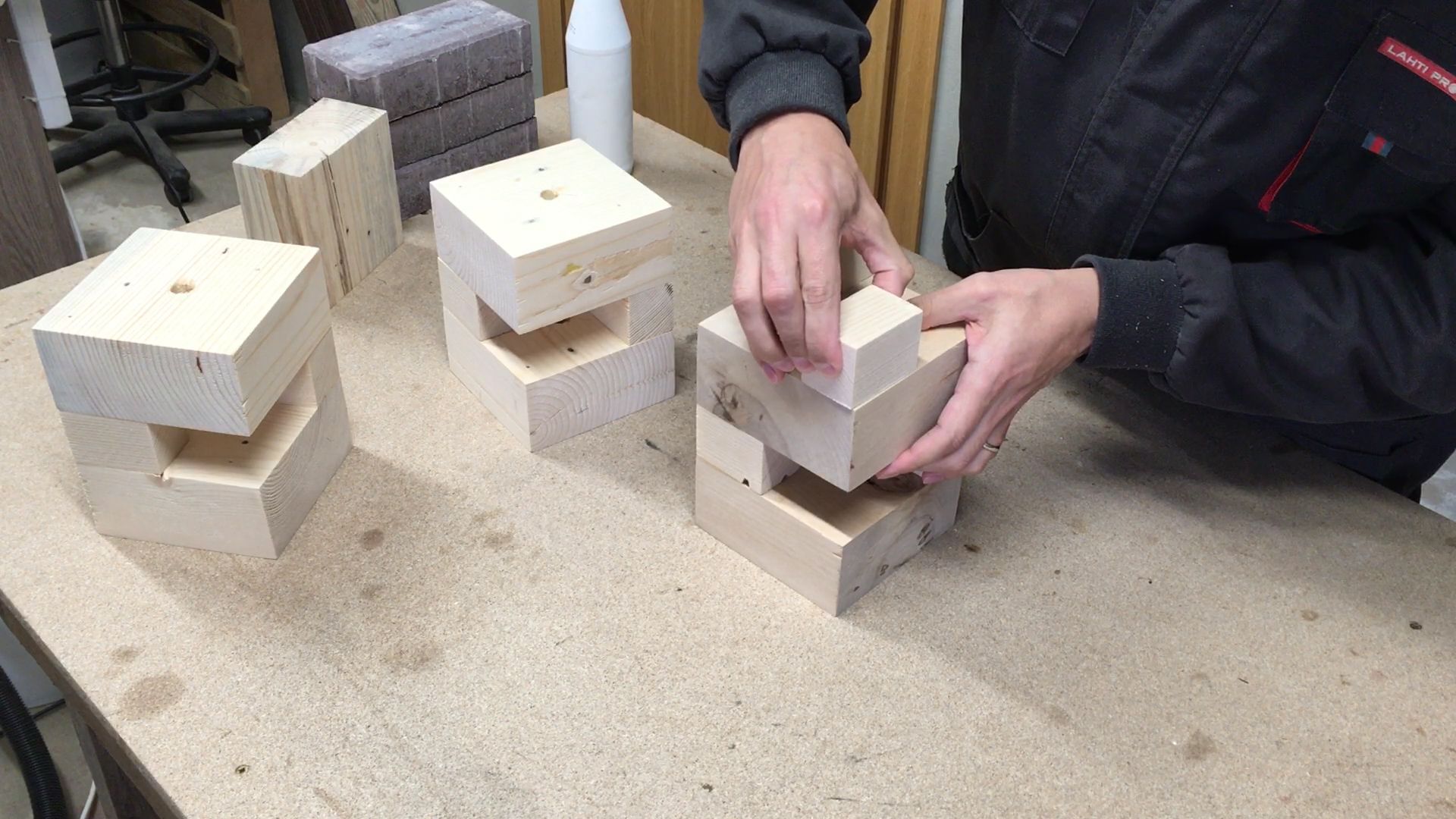 Colored LED Lamp From Pallet Wood Blocks : 10 Steps (with Pictures ...