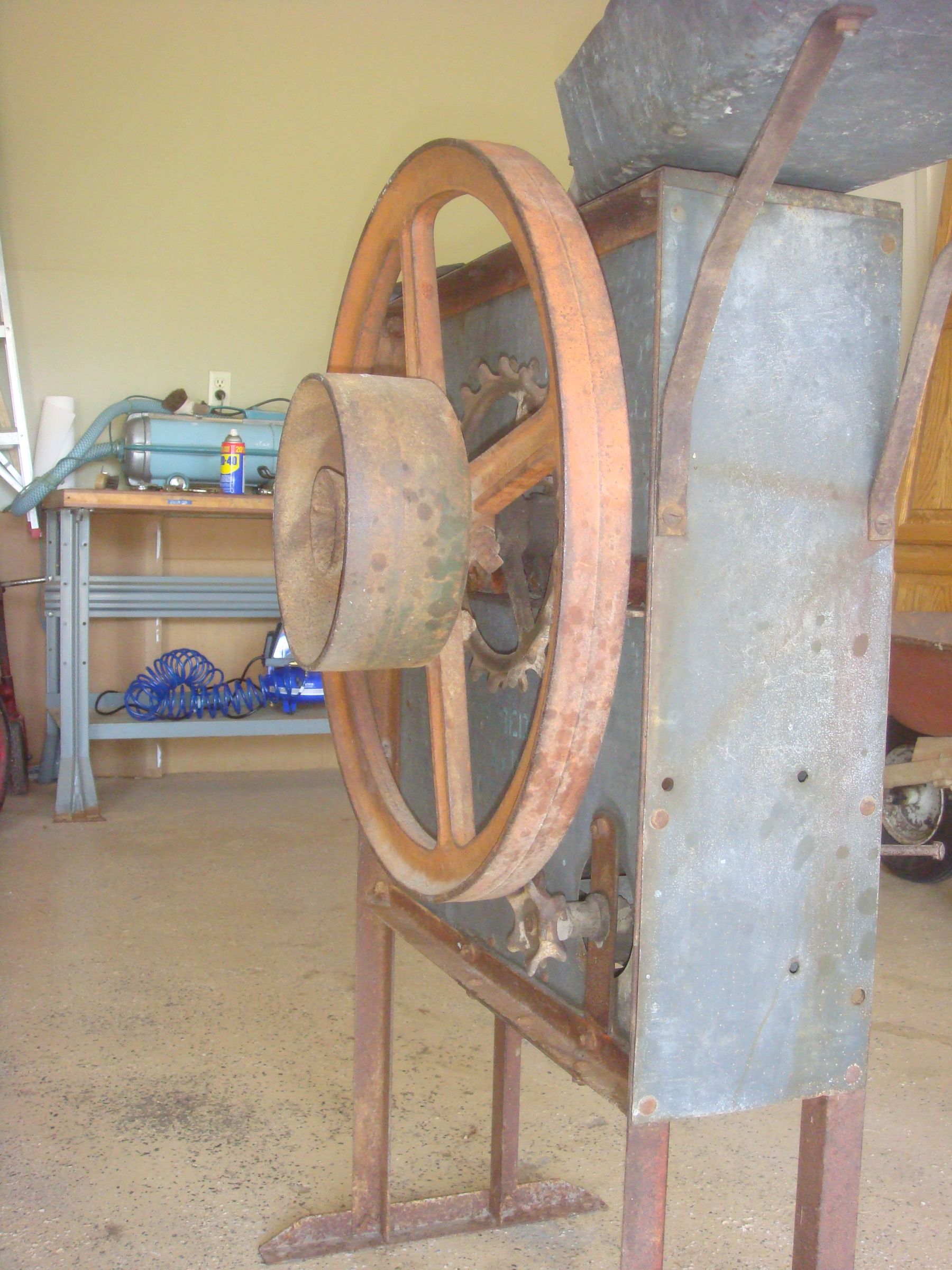 Reconditioning New Idea Corn Sheller : 8 Steps (with Pictures ...