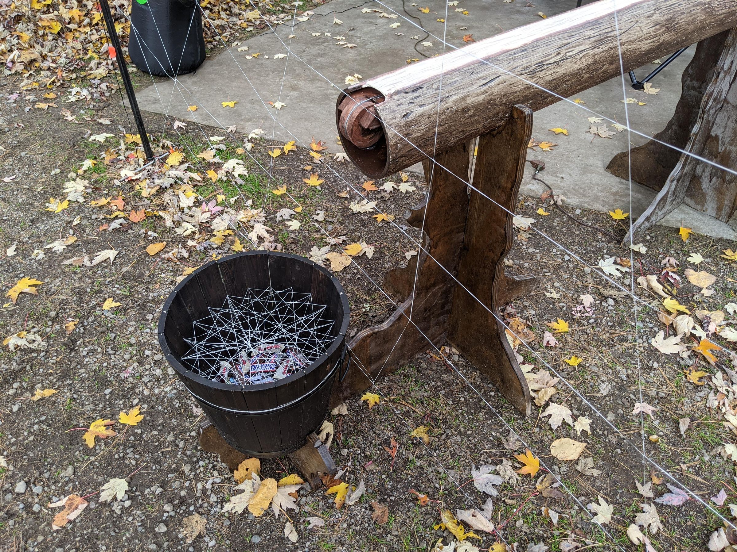 Motorized Spider Halloween Candy Delivery System : 5 Steps (with ...