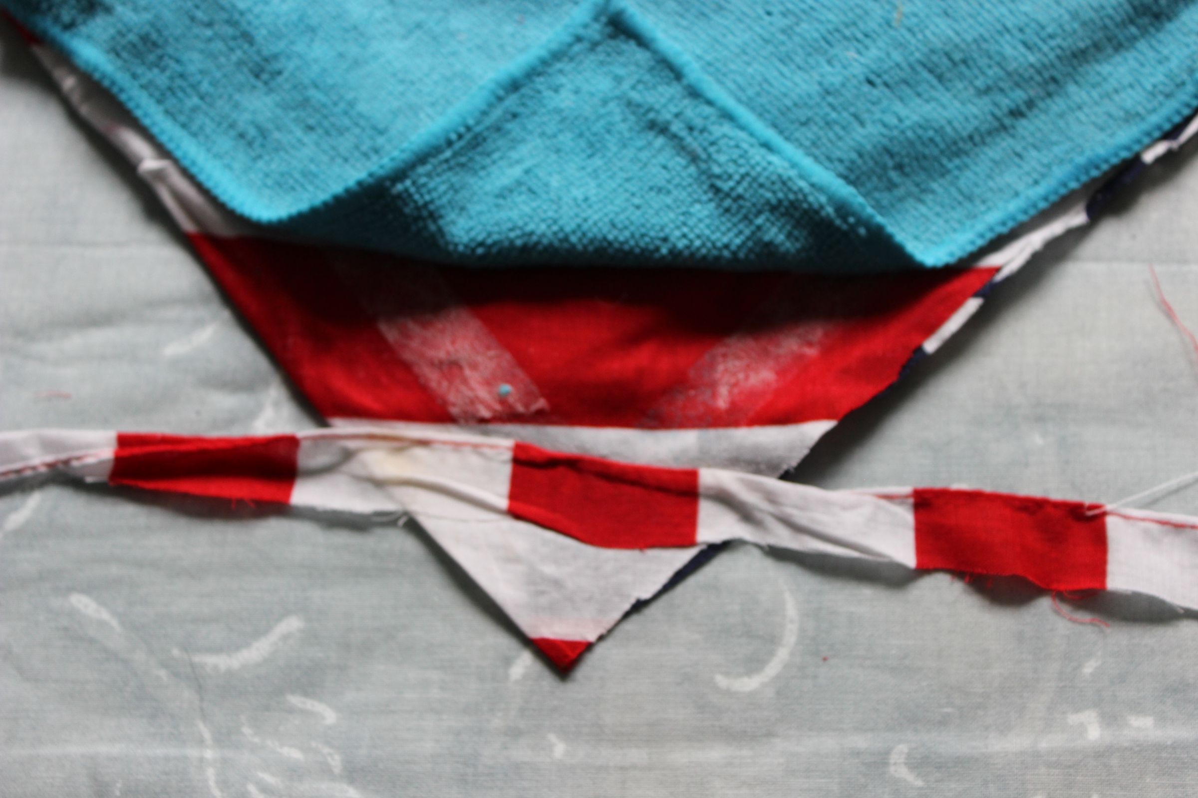 Dog (Or Human) Bandanna Ice Pack : 10 Steps (with Pictures) - Instructables