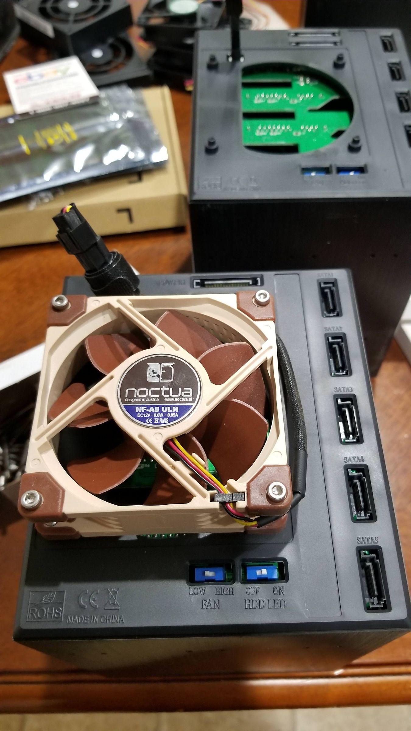 IStar Hard Drive Cage Fan Replacement Mod : 4 Steps - Instructables