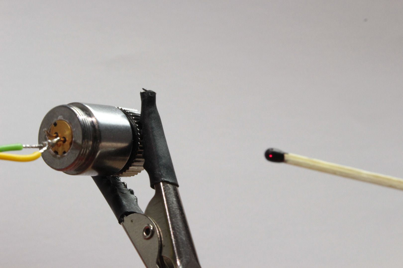 DIY Laser Diode Driver || Constant Current Source : 6 Steps (with ...