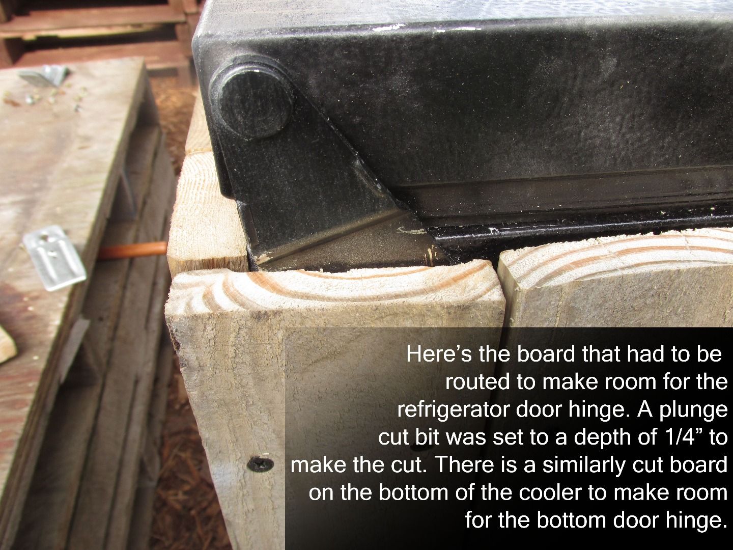 Awesome Rustic Cooler From Broken Refrigerator and Pallets : 11 Steps ...