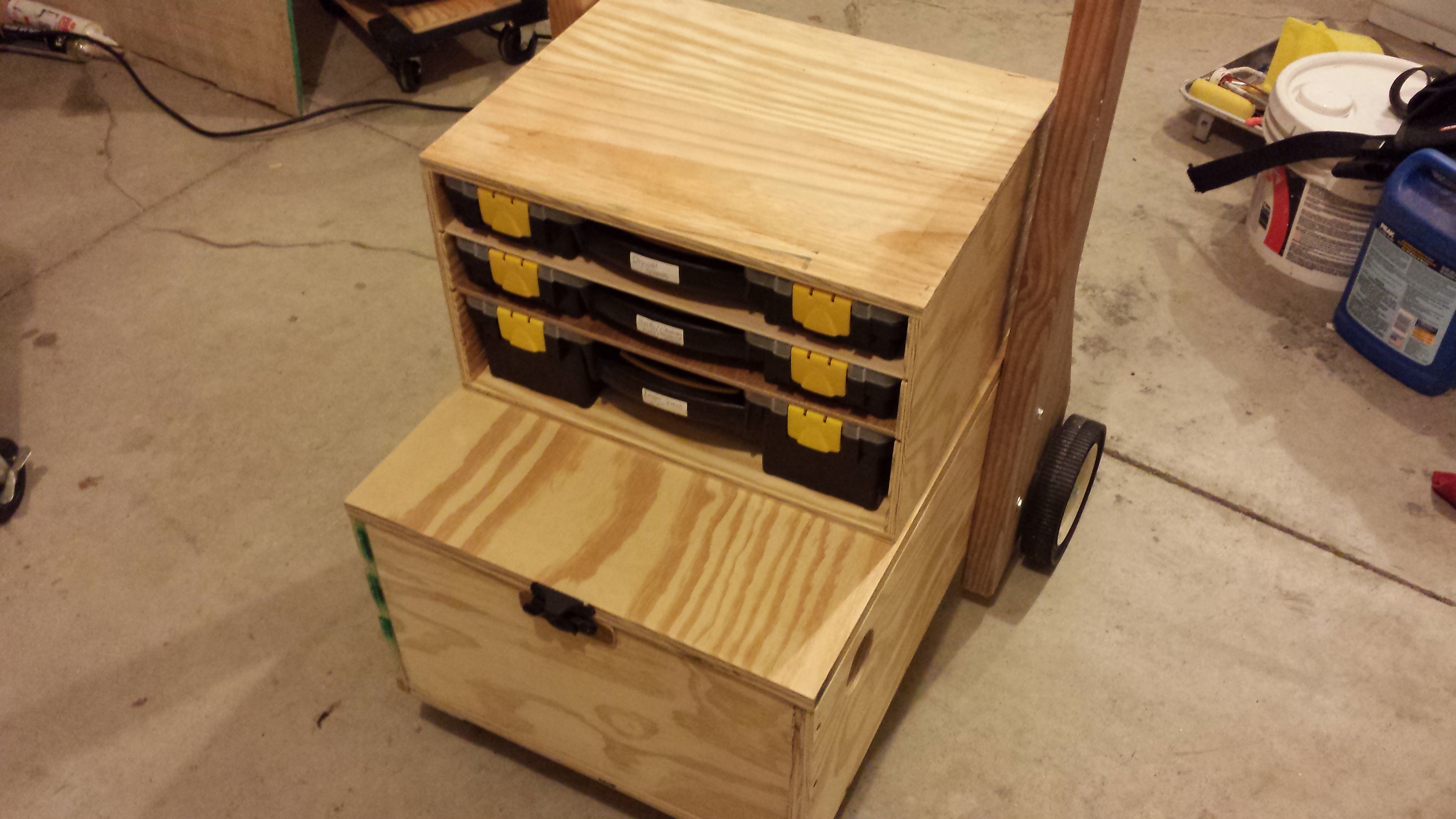 Mobile Toolbox and Work Station : 5 Steps - Instructables