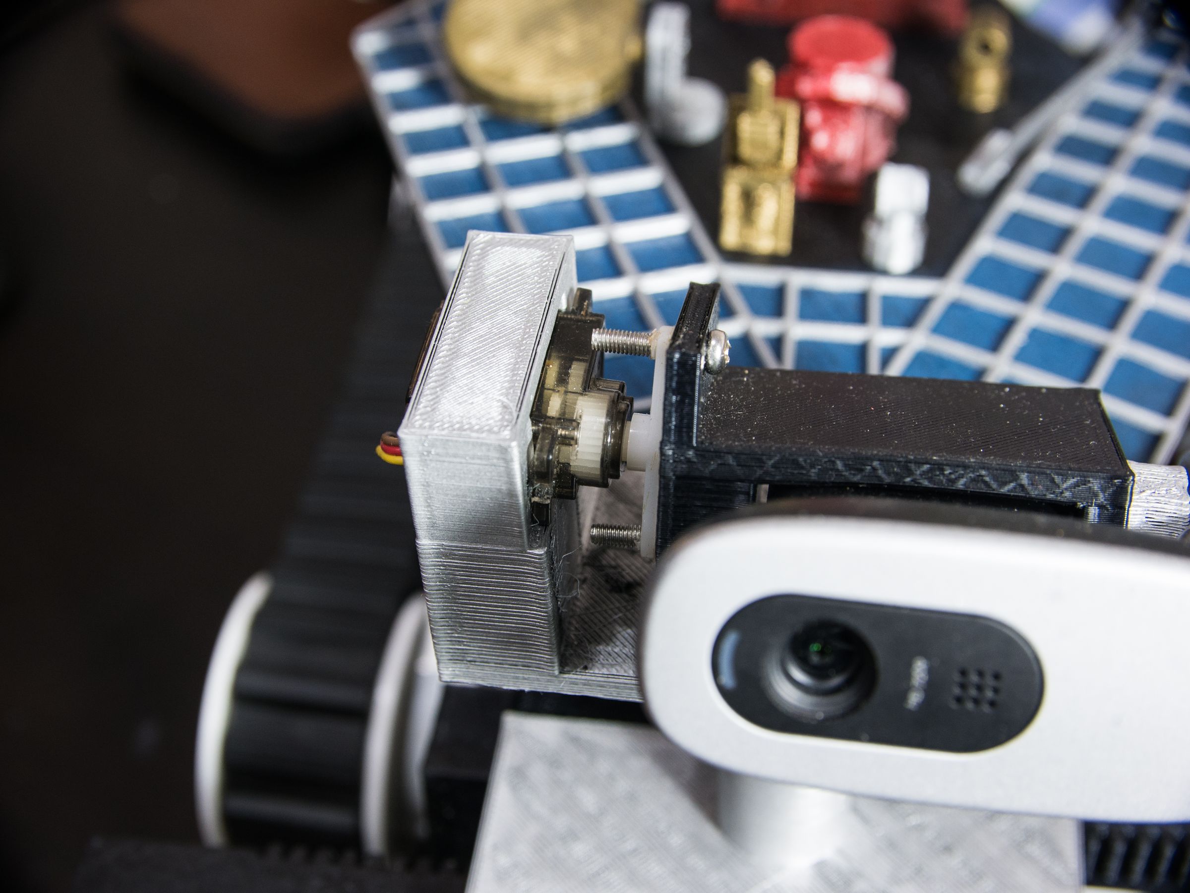 Personal Assistant Robot (finds Objects And Follows You) Ft. Raspberry 