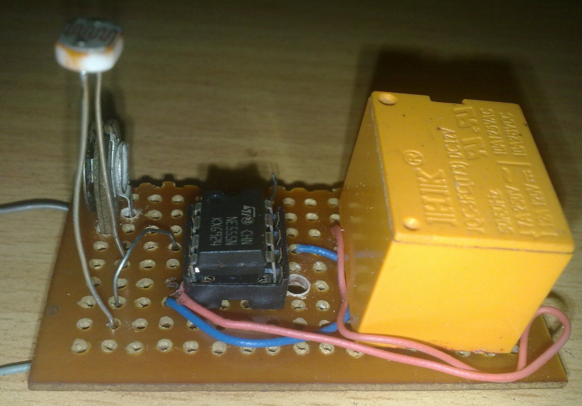 Dark Activated Switch : 4 Steps - Instructables