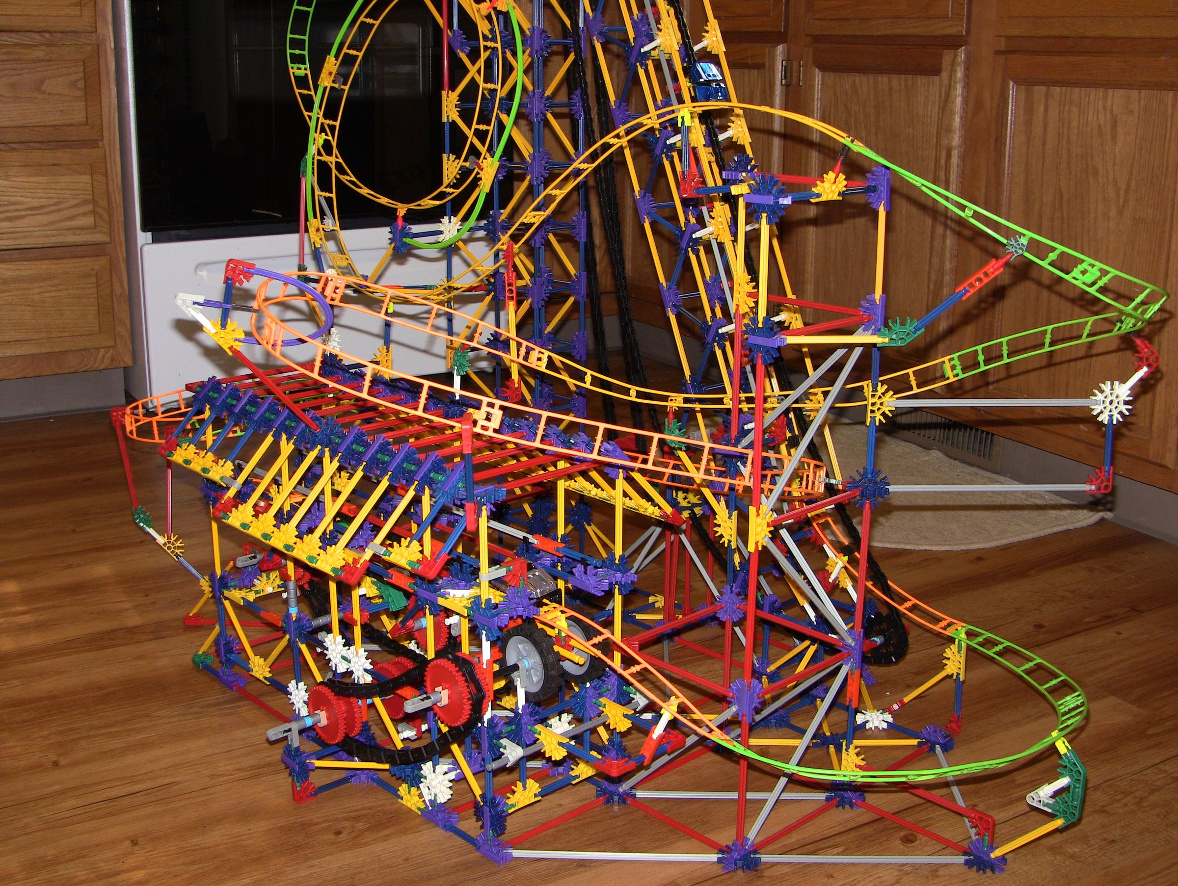 Knex Neon Lightning Coaster Instructions and Video( With New Motor-Less ...