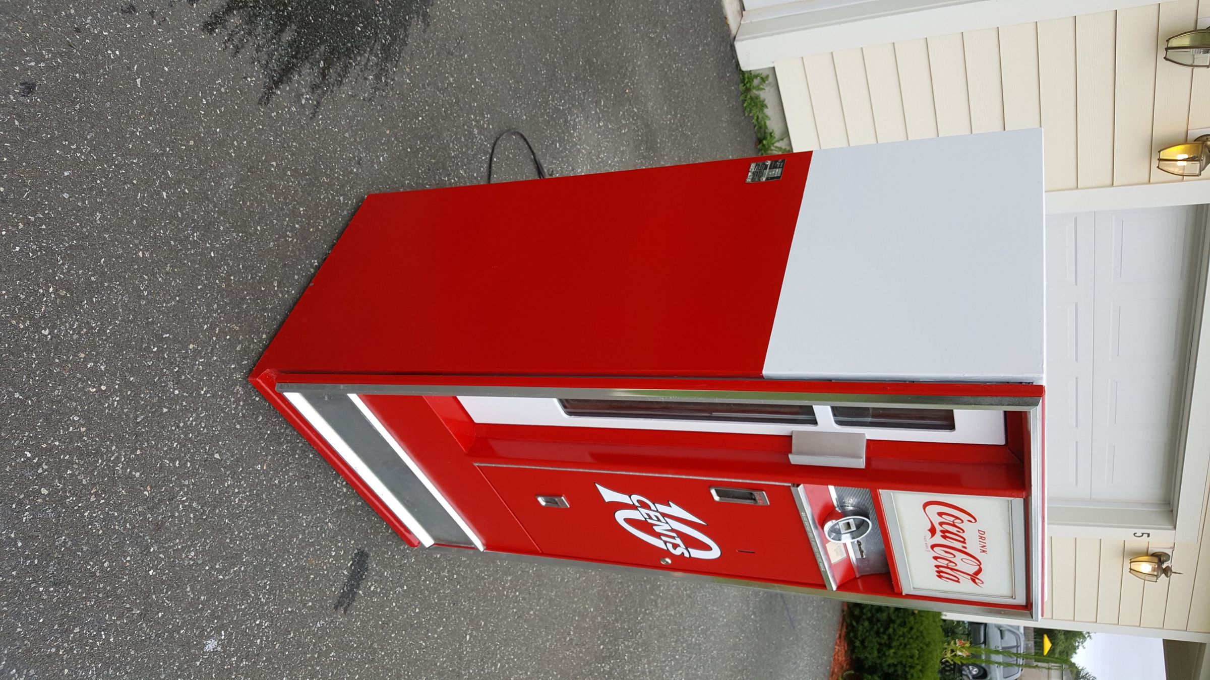 Restoring a 1960's Coke Machine! : 9 Steps (with Pictures) - Instructables