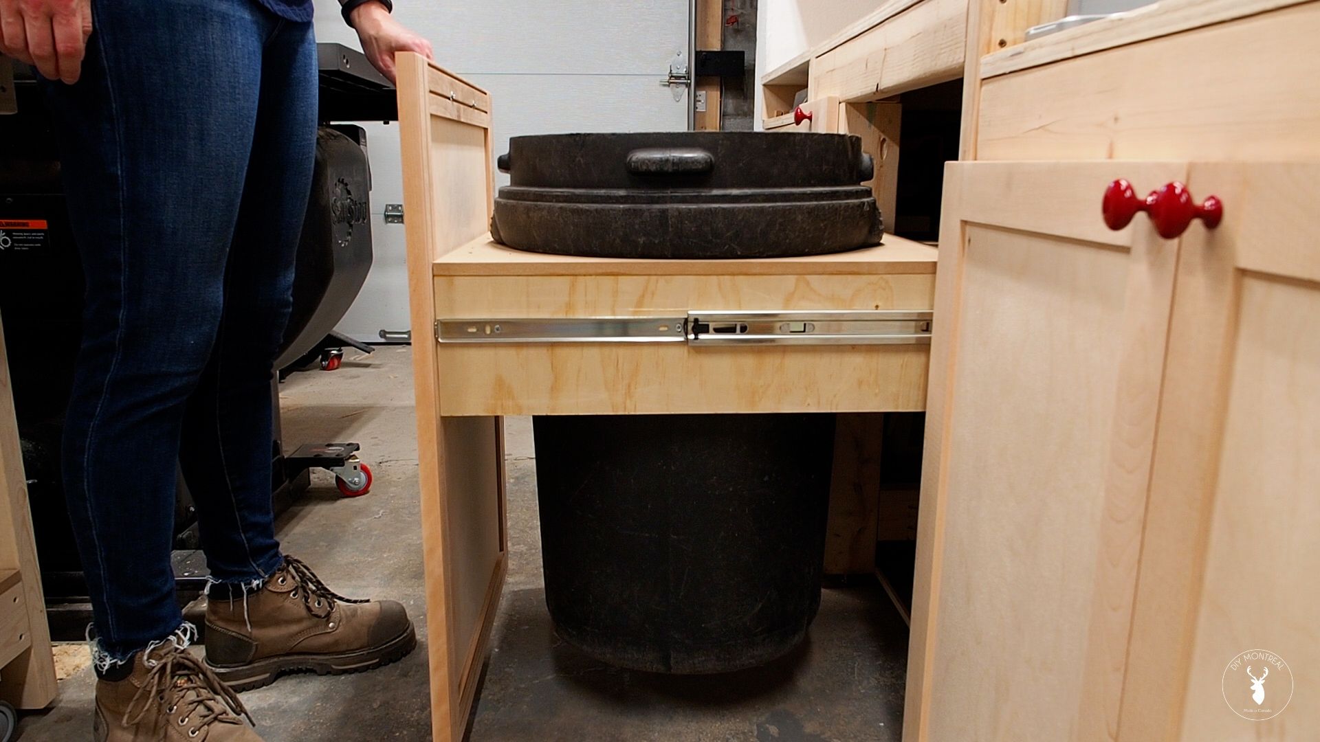 Workshop Pull-out Storage : 5 Steps (with Pictures) - Instructables