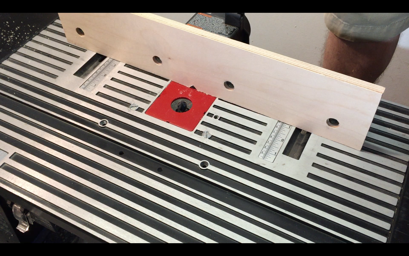 Zero Clearance Router Fence : 8 Steps (with Pictures) - Instructables